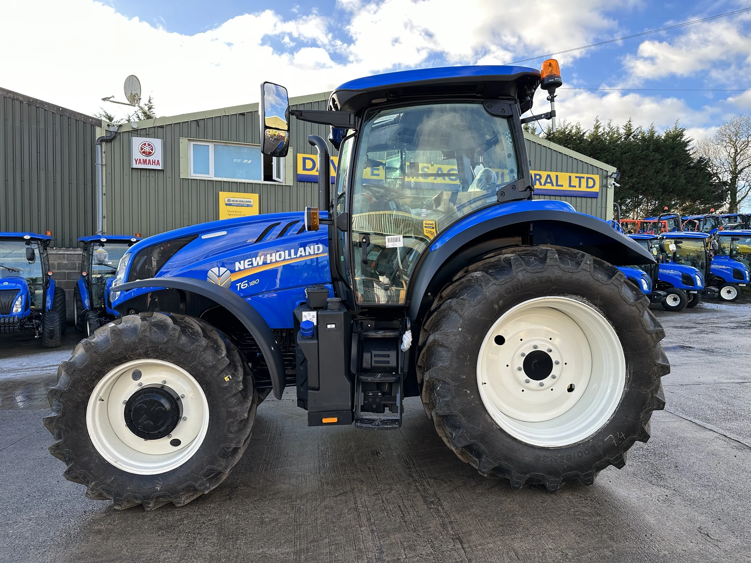 New Holland T6.180 Dynamic Command — DEAL