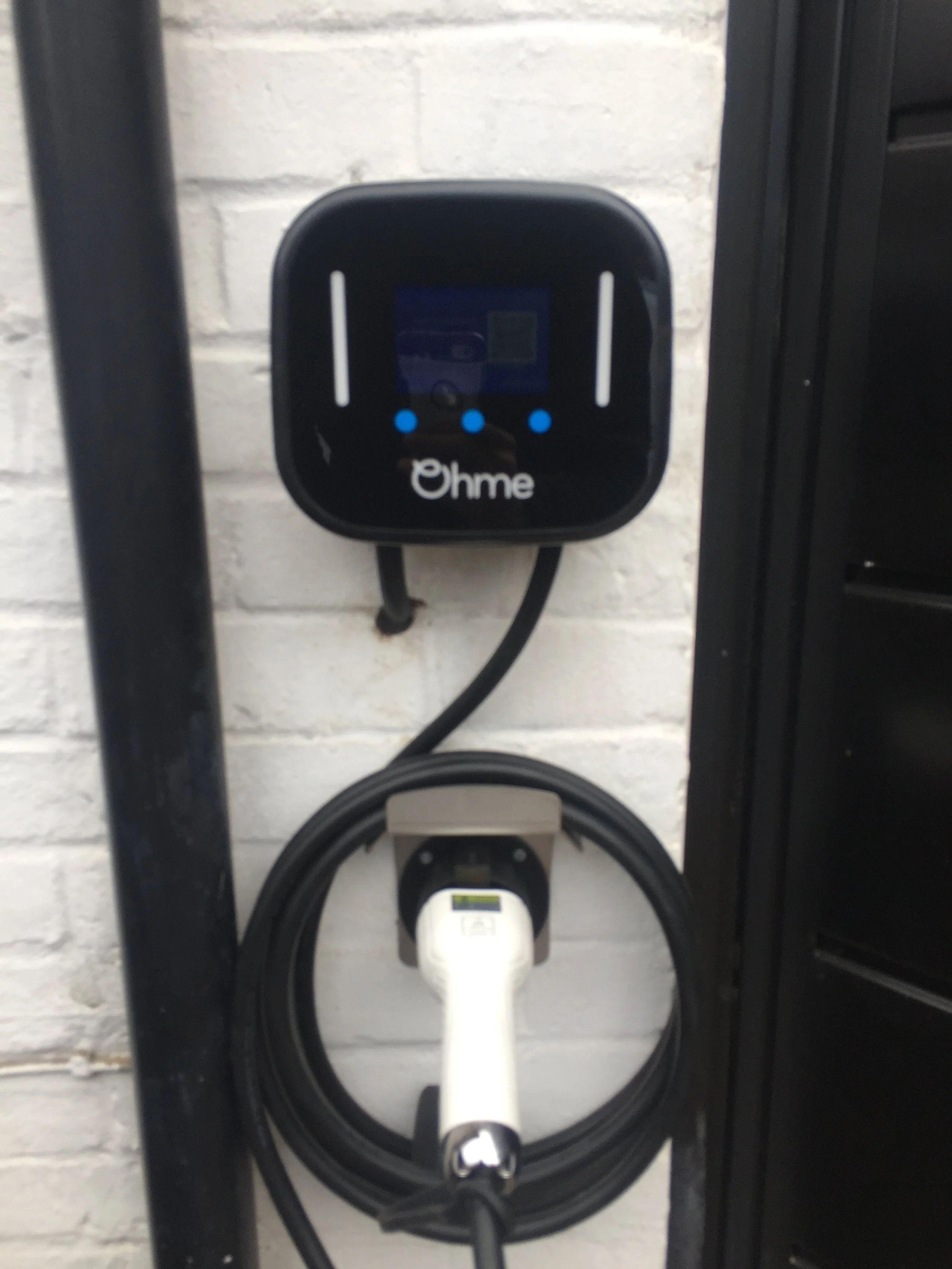 Ohme Home Pro 7kW Tethered EV Charger Installation | Elecology