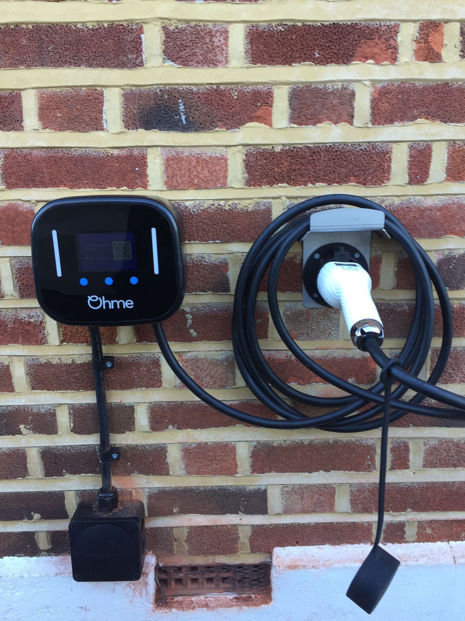 Ohme Home Pro 7kW Tethered EV Charger Installation | Elecology