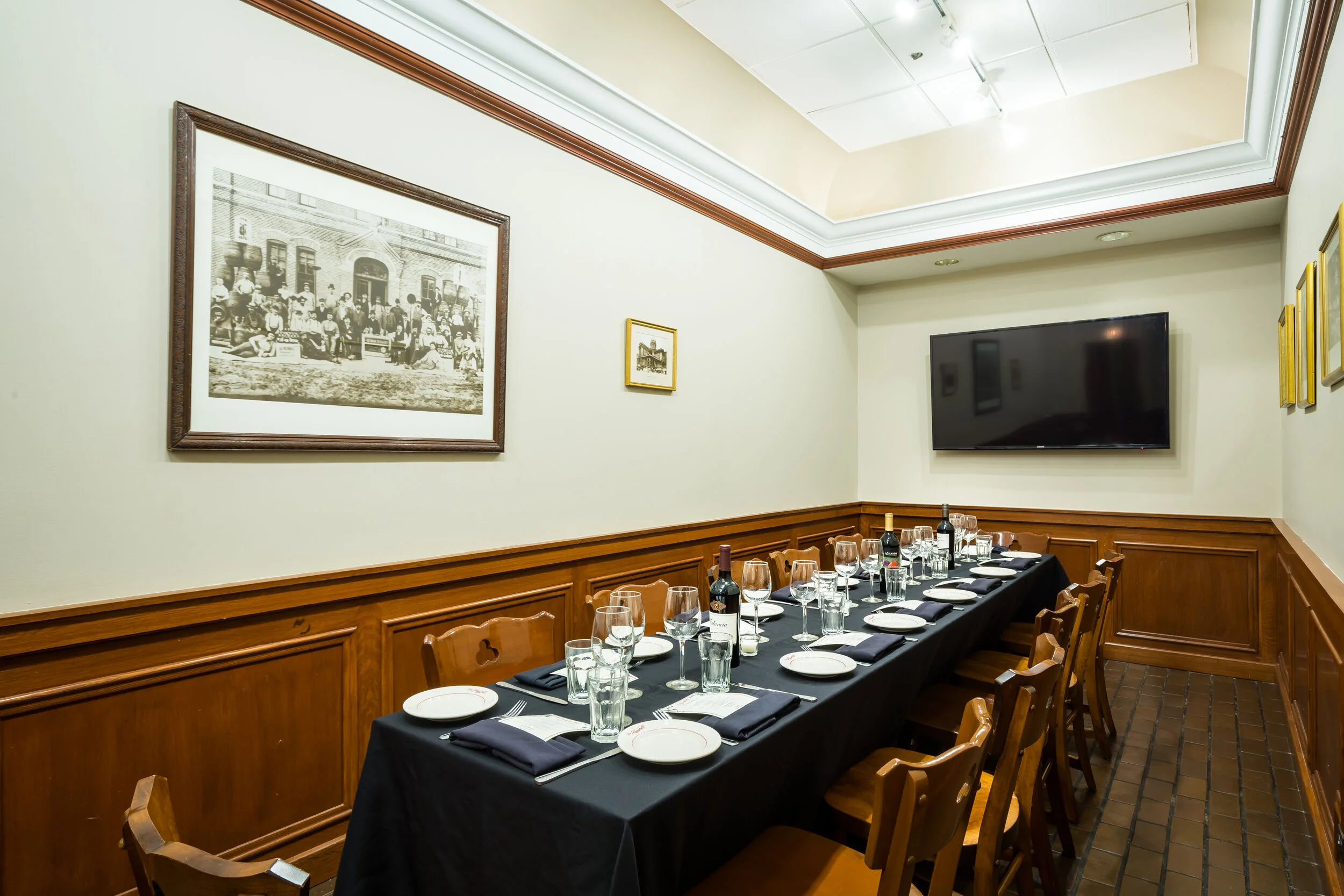 Private Dining at The Berghoff, a historic restaurant in The Downtown ...
