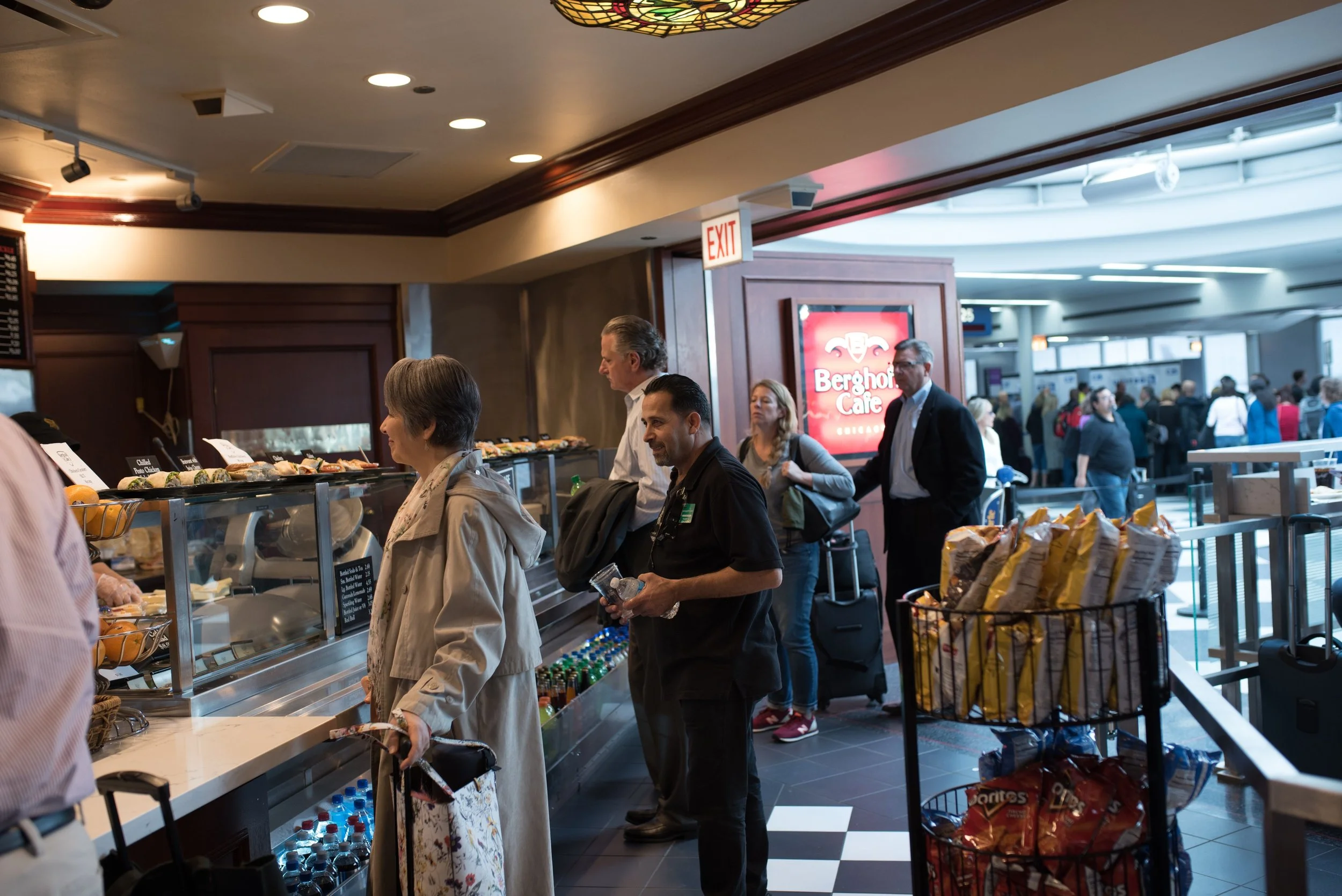 The Berghoff Cafe | German Restaurant O'Hare Chicago Airport | Terminal ...