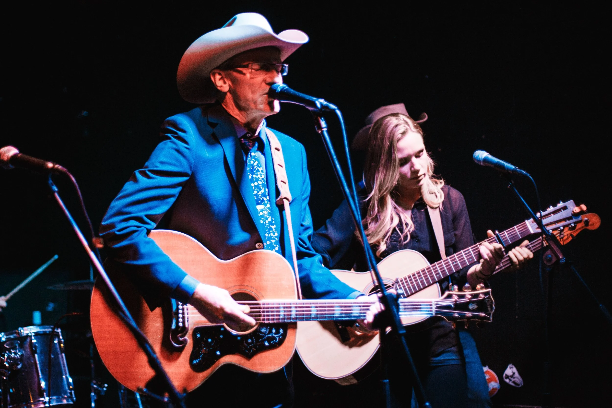 Live Shows — Tom Phillips