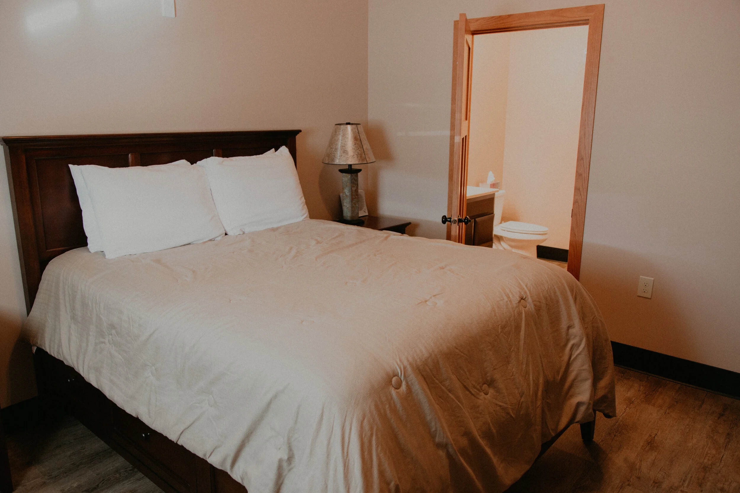 Motel Rooms — Hidden Falls Cabins & Rv Park
