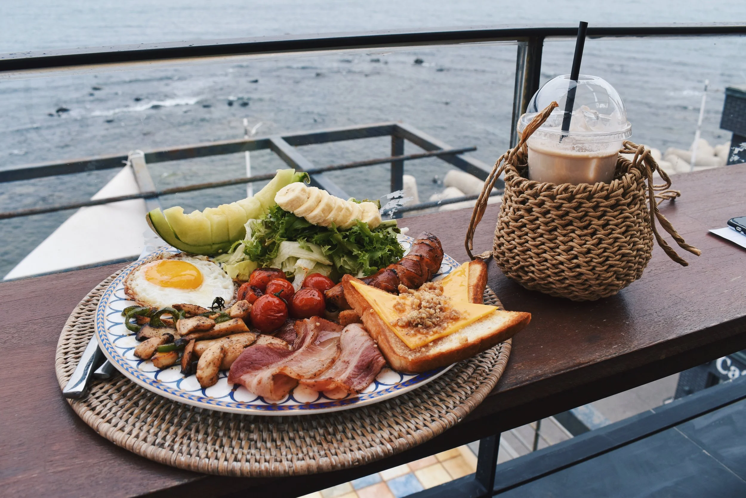 A Guide to Seoul and Busan's Most Beautiful Cafes and Stores — Blake Erik.