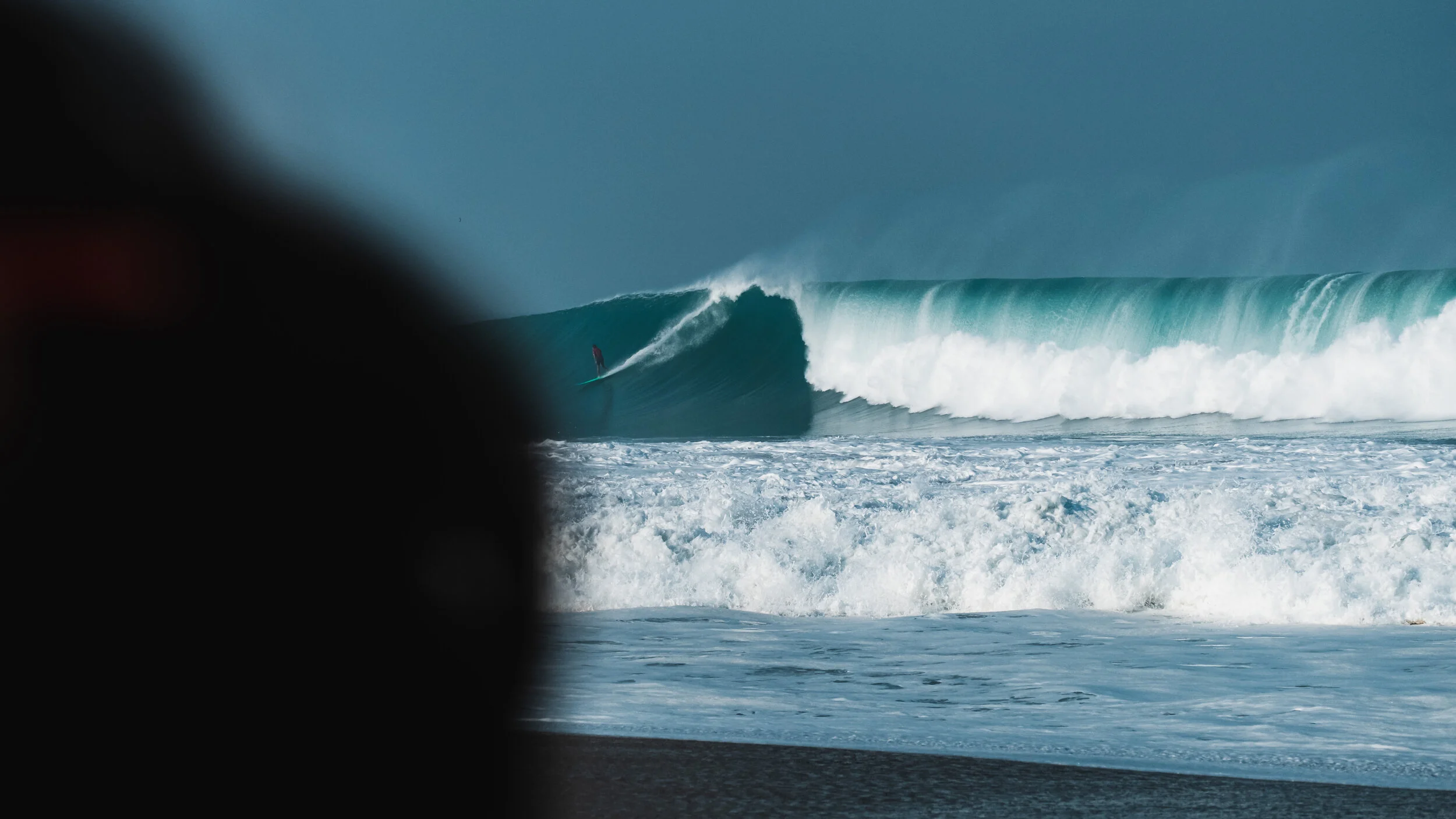 Zicatela Surfing — Jesse Echevarría