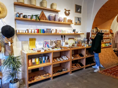 The Chicest “General Store” I’ve Ever Seen — Sydney Yaeko