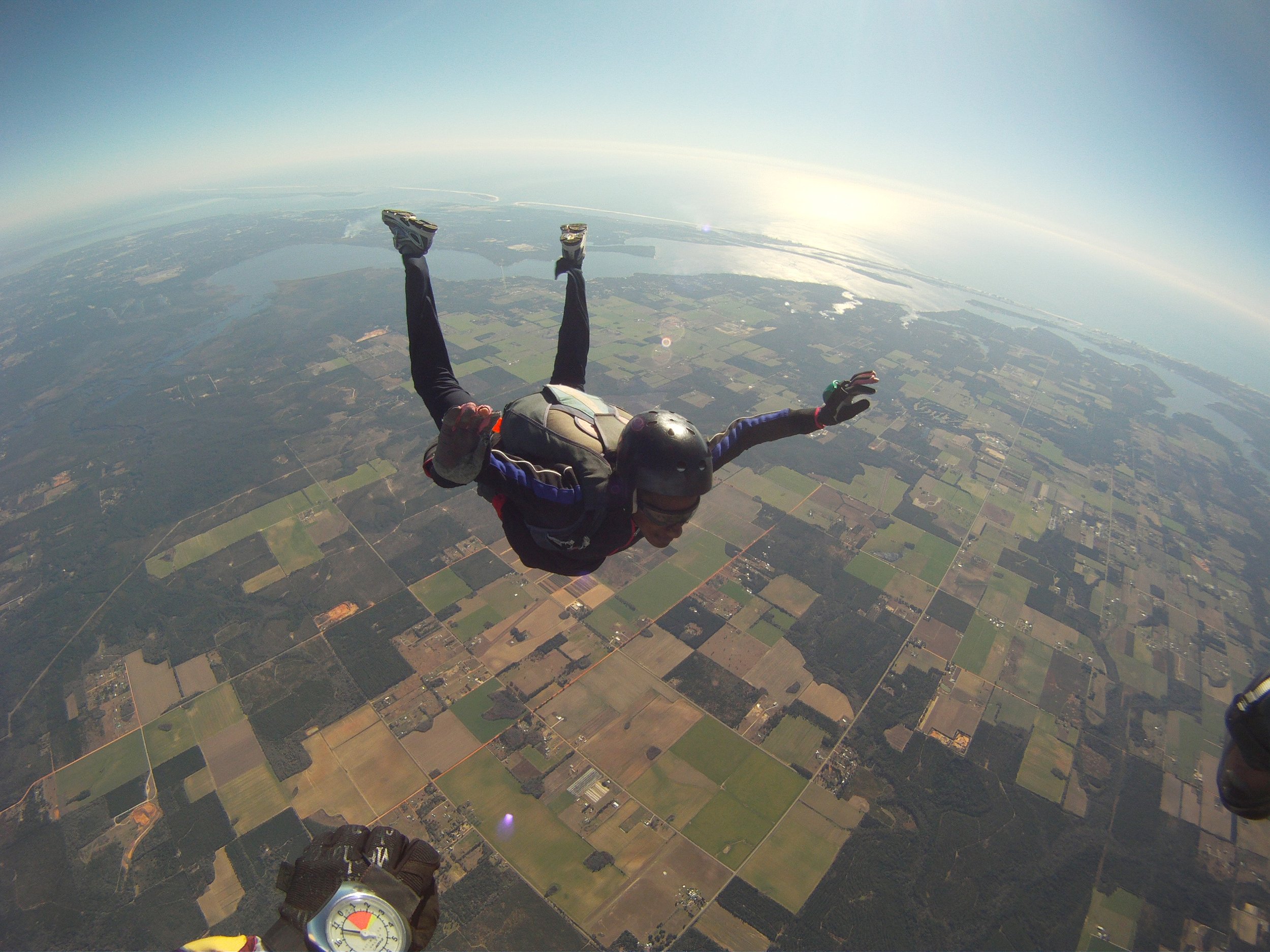Learning How to Skydive? Here Are 4 Things You Should Know — Melanin ...