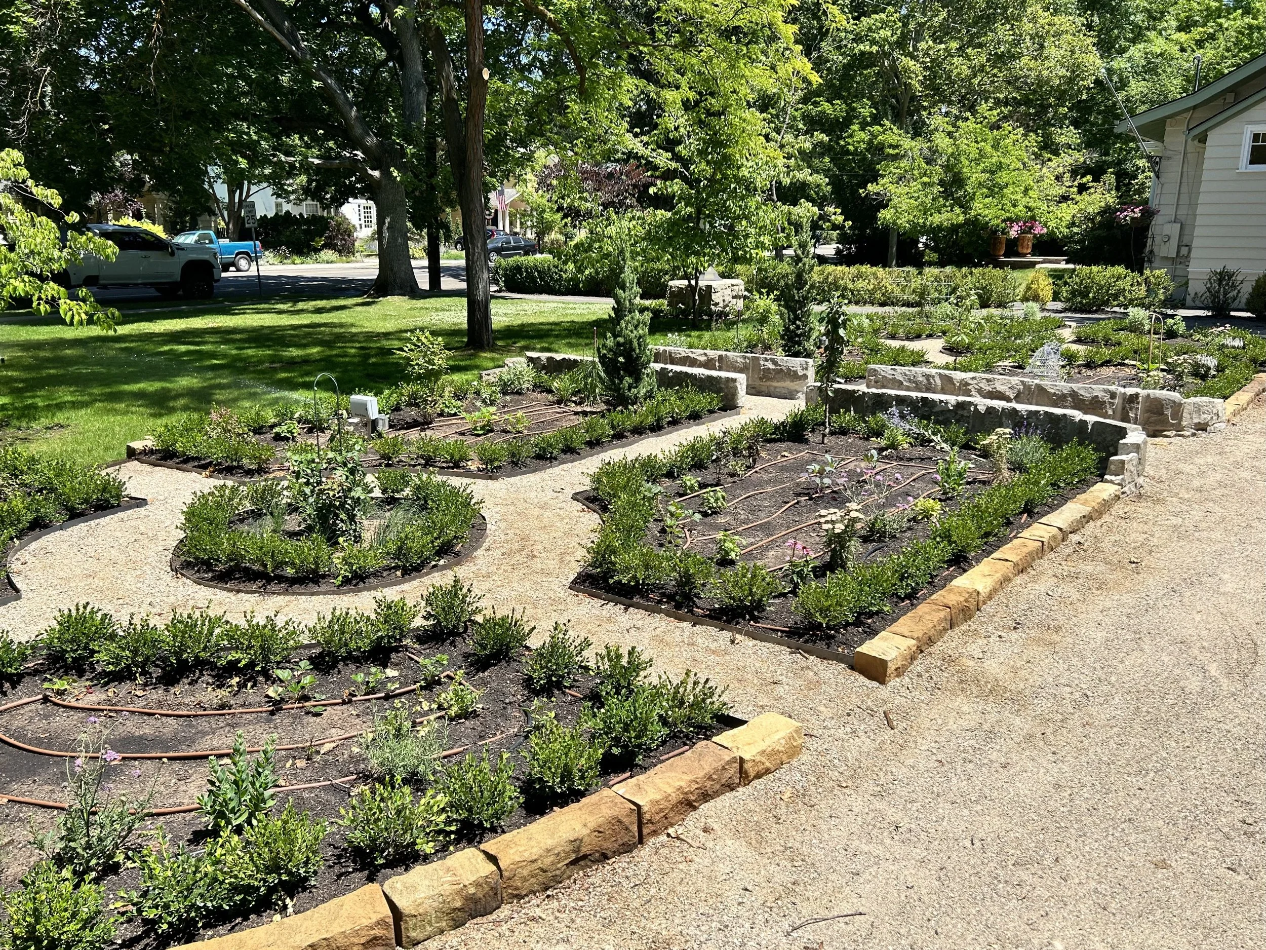 Creating Your Vegetable Garden PDF — Bee Wise Gardens