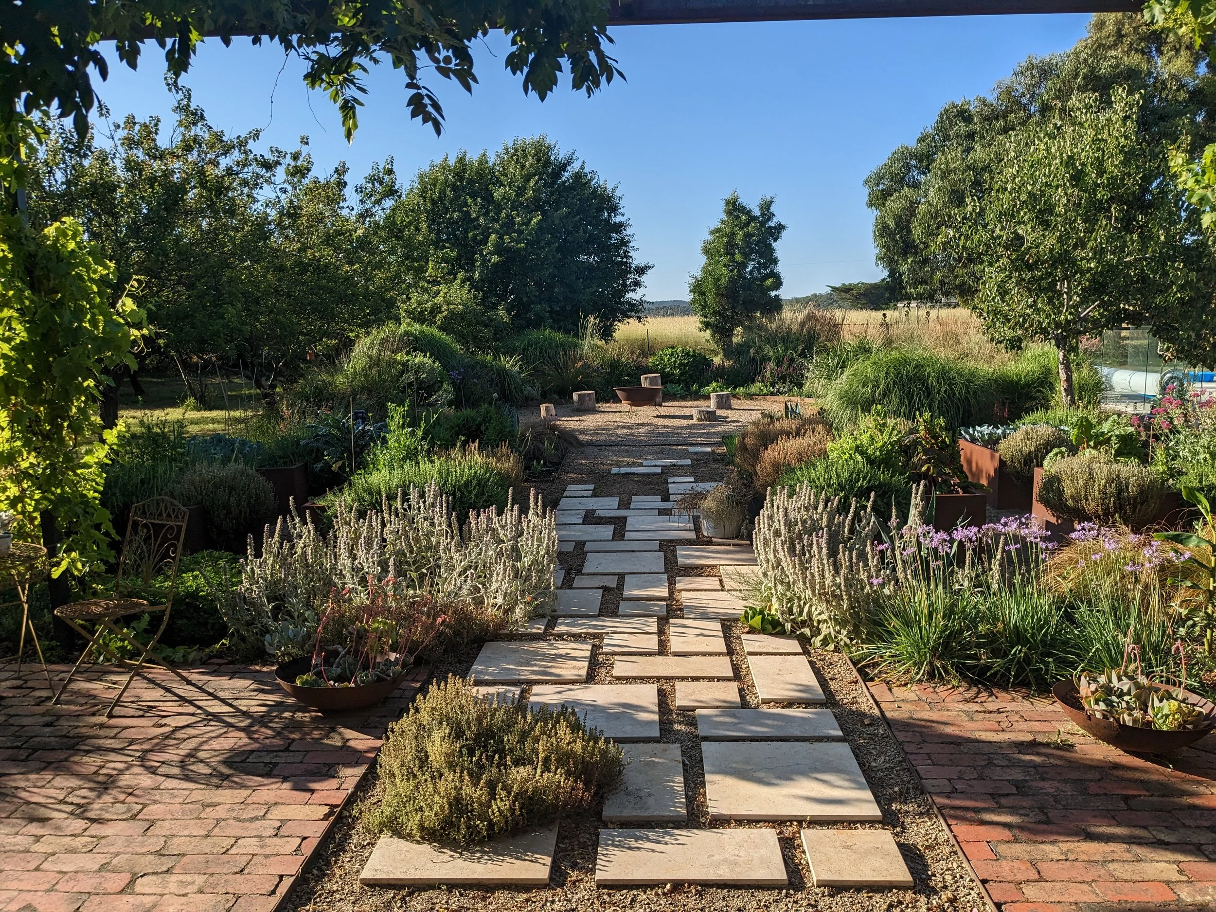 Vaughan Garden — Ross Uebergang Landscape Design