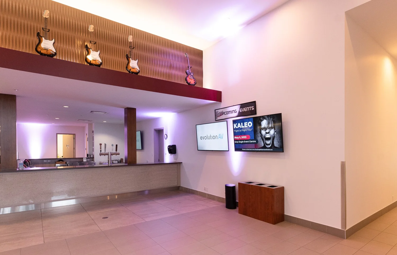 Digital Signage — Evolution AV