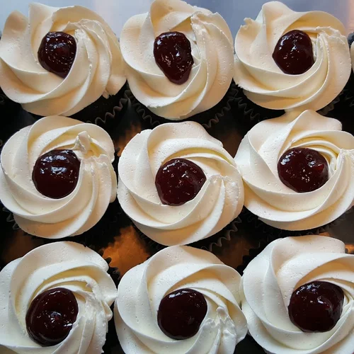 Sweet Life Cakery | Kingston, WA