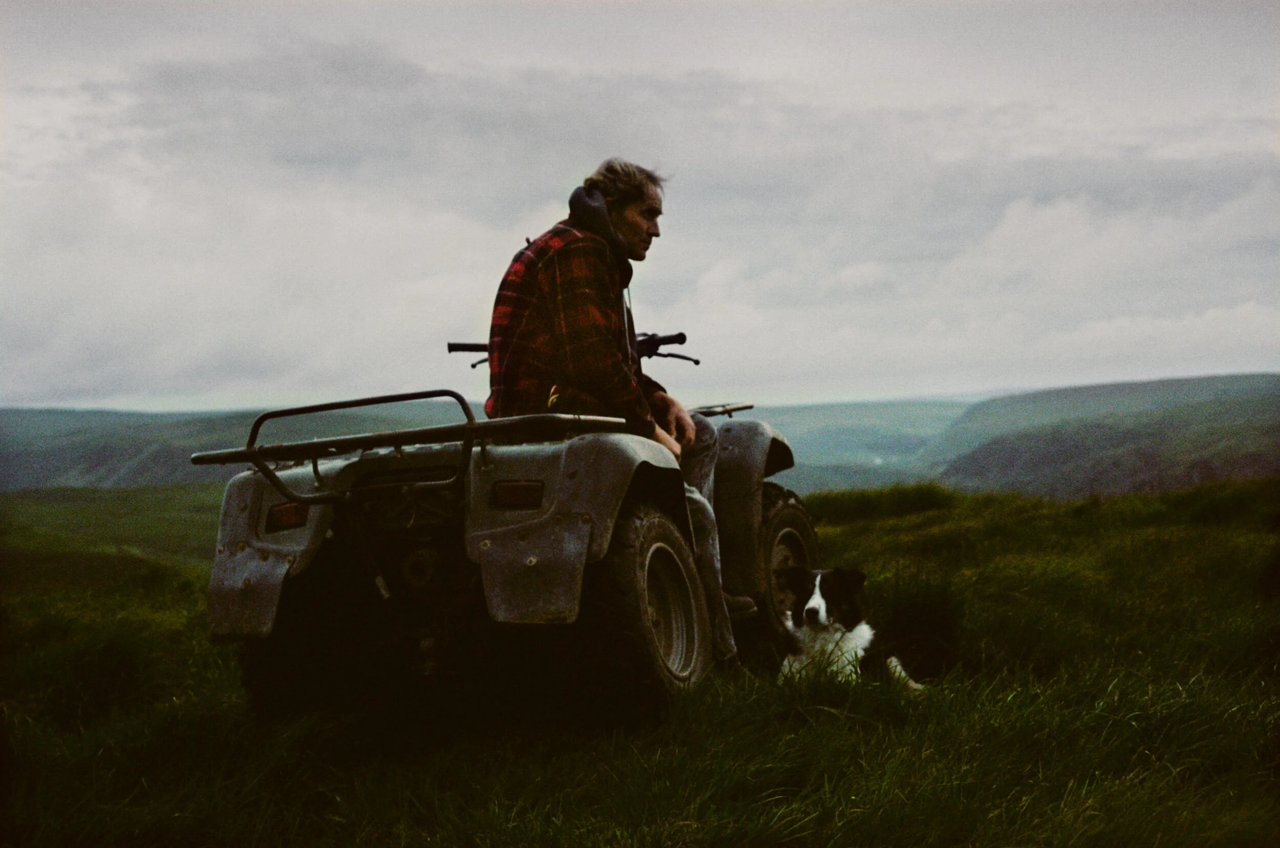 STAYING (AROS MAE) — SIXTEEN FILMS