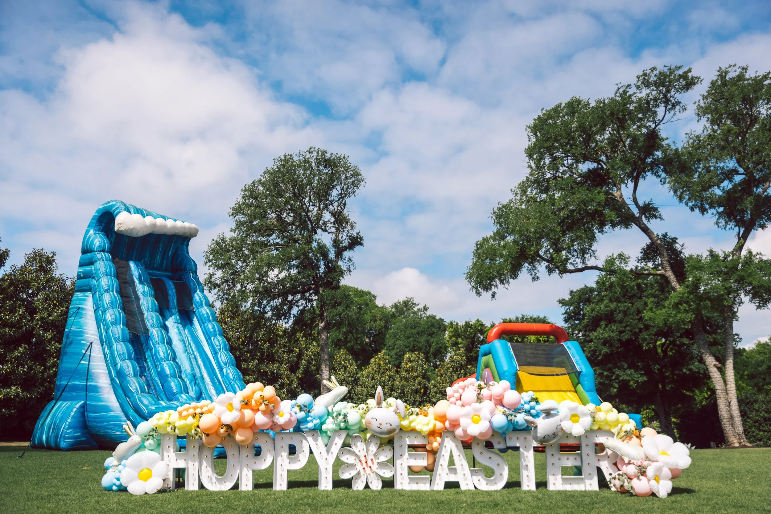 “Hoppy Easter” Bunny-Themed Easter Party — Mint Events | Event Planning ...