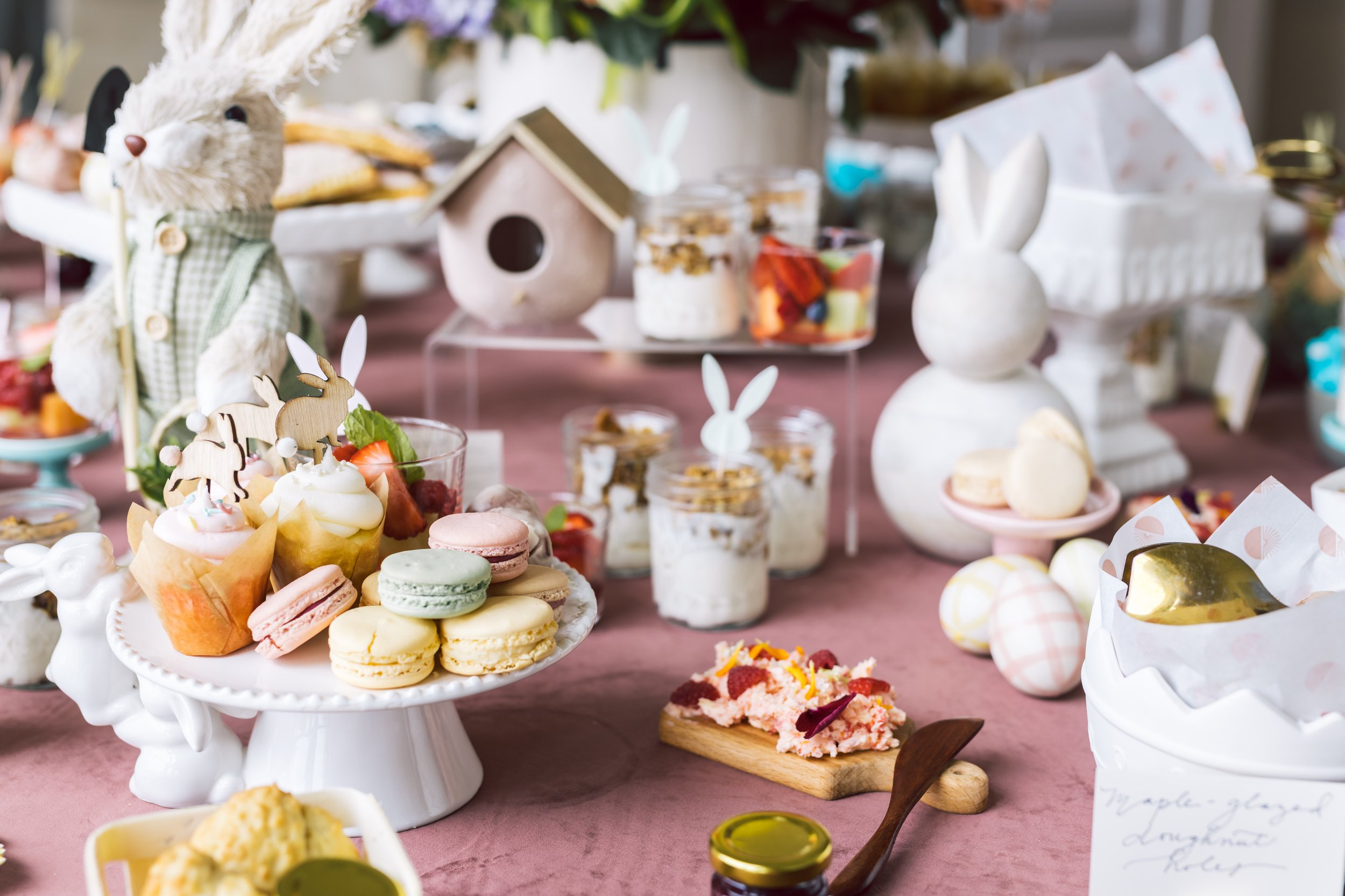 “Hoppy Easter” Bunny-Themed Easter Party — Mint Events