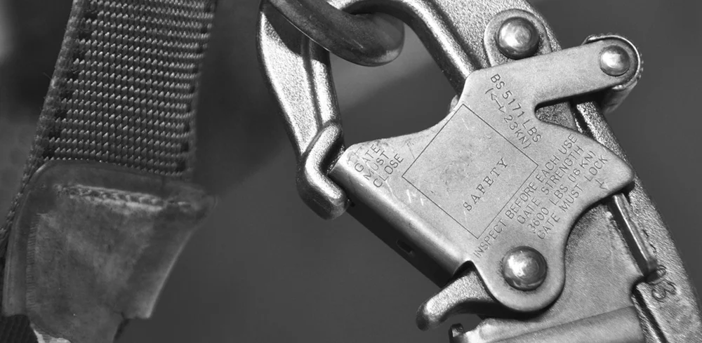 ABOUT — Redpointe Roofing