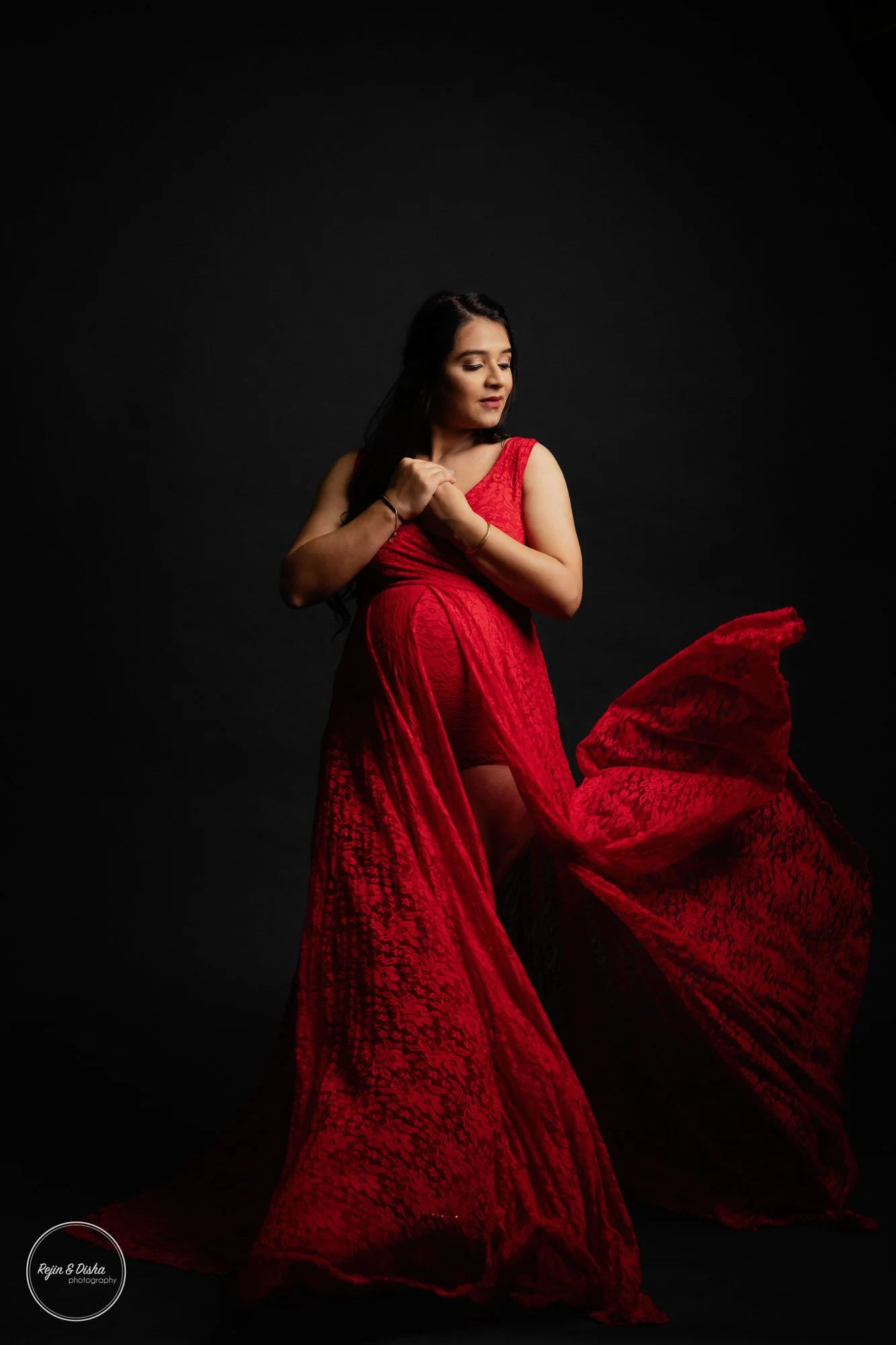 Elegant Maternity Photography in Singapore — Rejin & Disha Photography