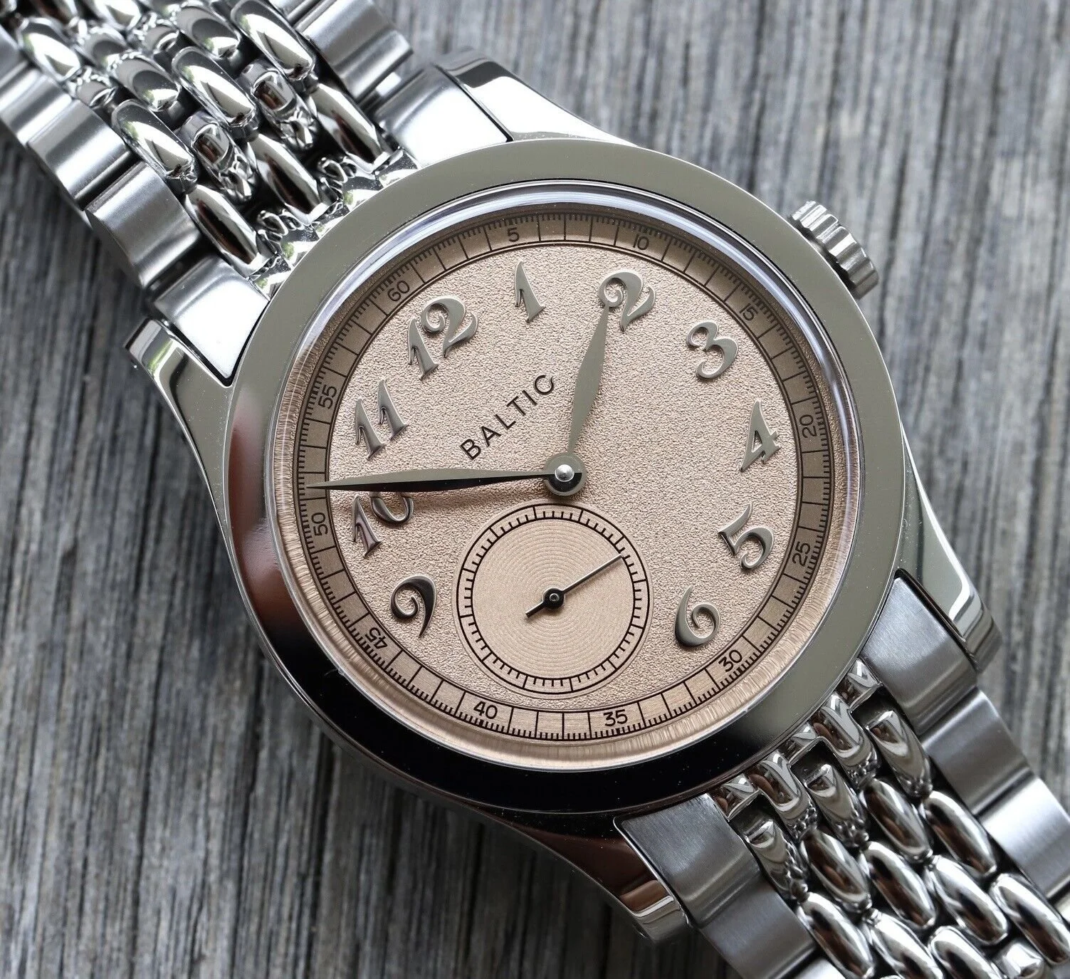Baltic MR01 Salmon - 2022 — WATCH VAULT