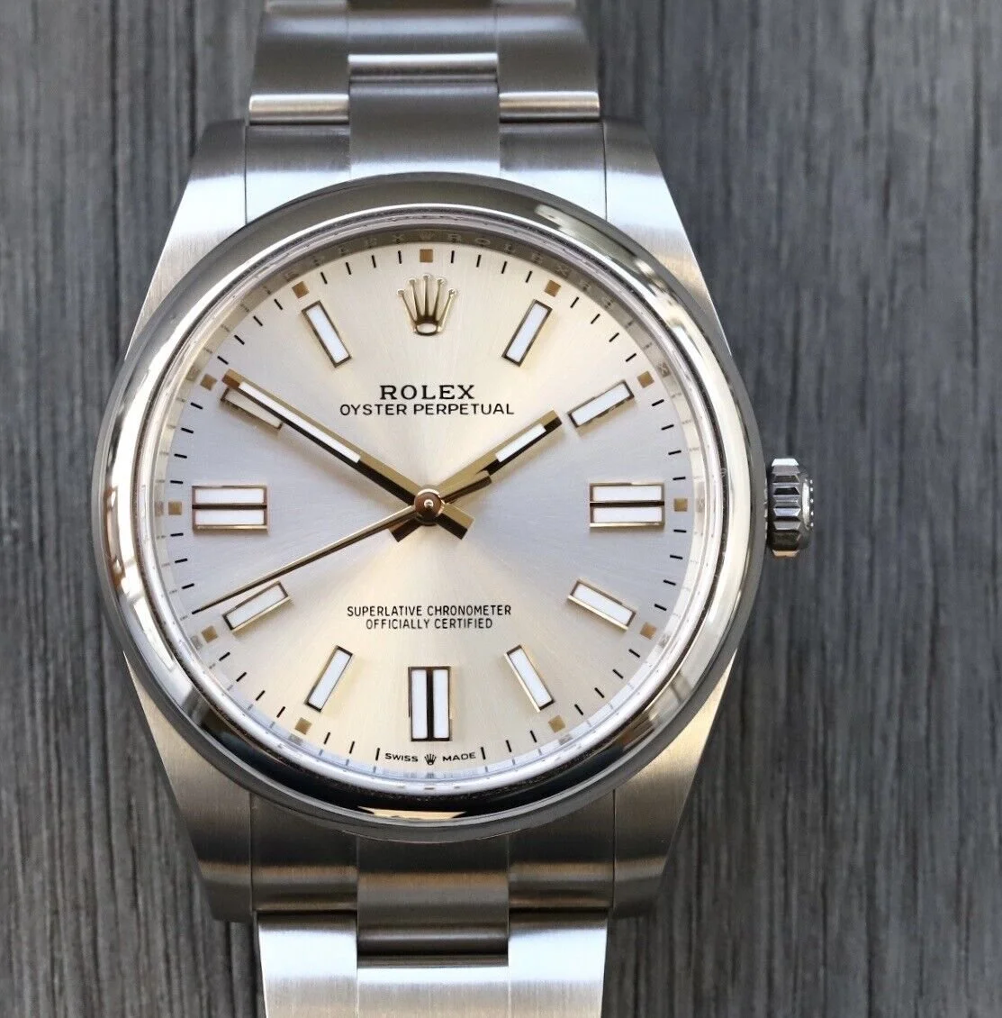 Rolex Oyster Perpetual 41 OP41 Silver Dial 124300 – 2022 — WATCH VAULT