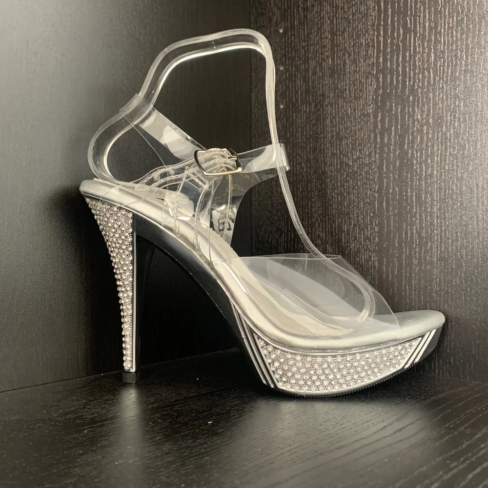 Platforms & Posing Shoes: All You Need To Know — KOMPAK