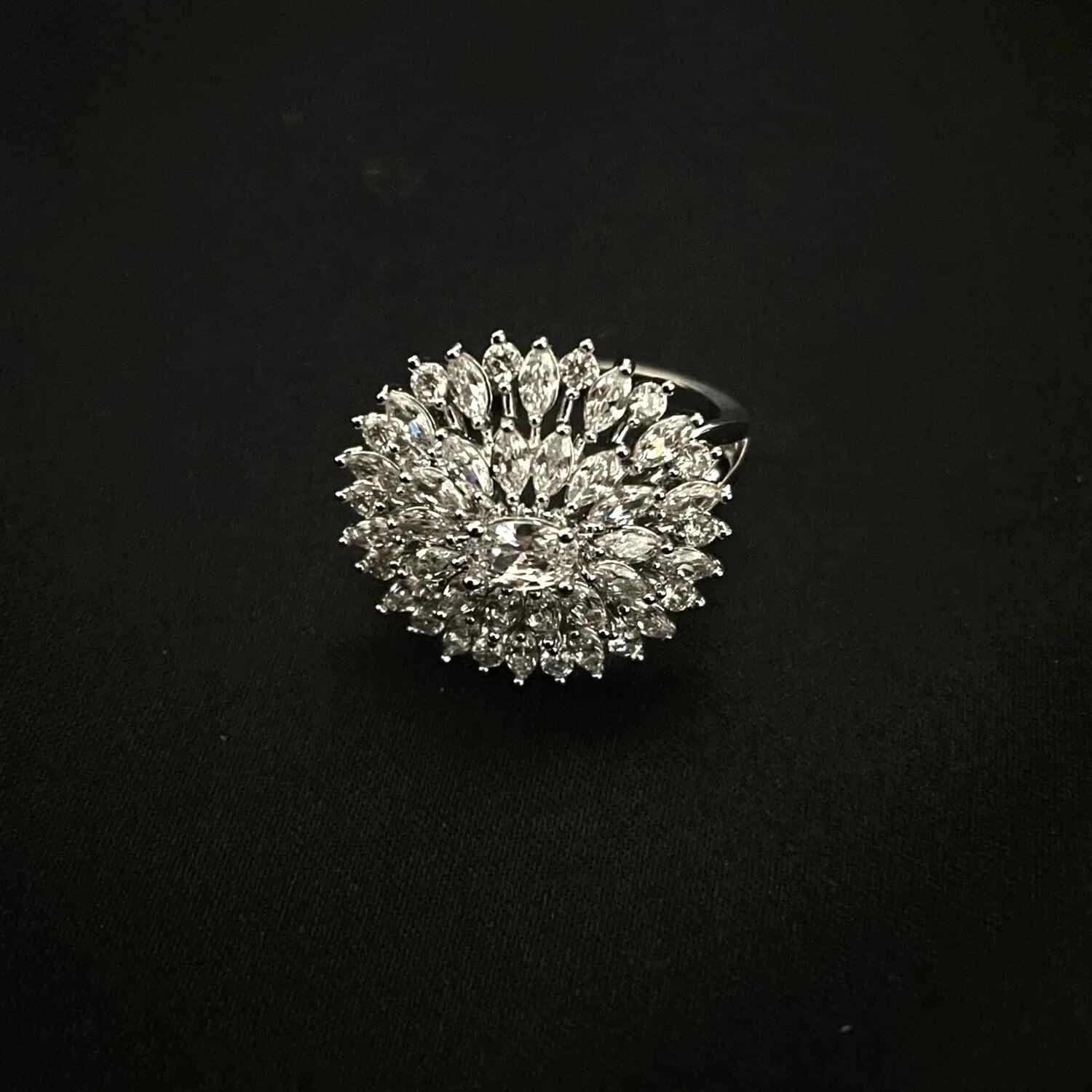 Sian Ring — KOMPAK