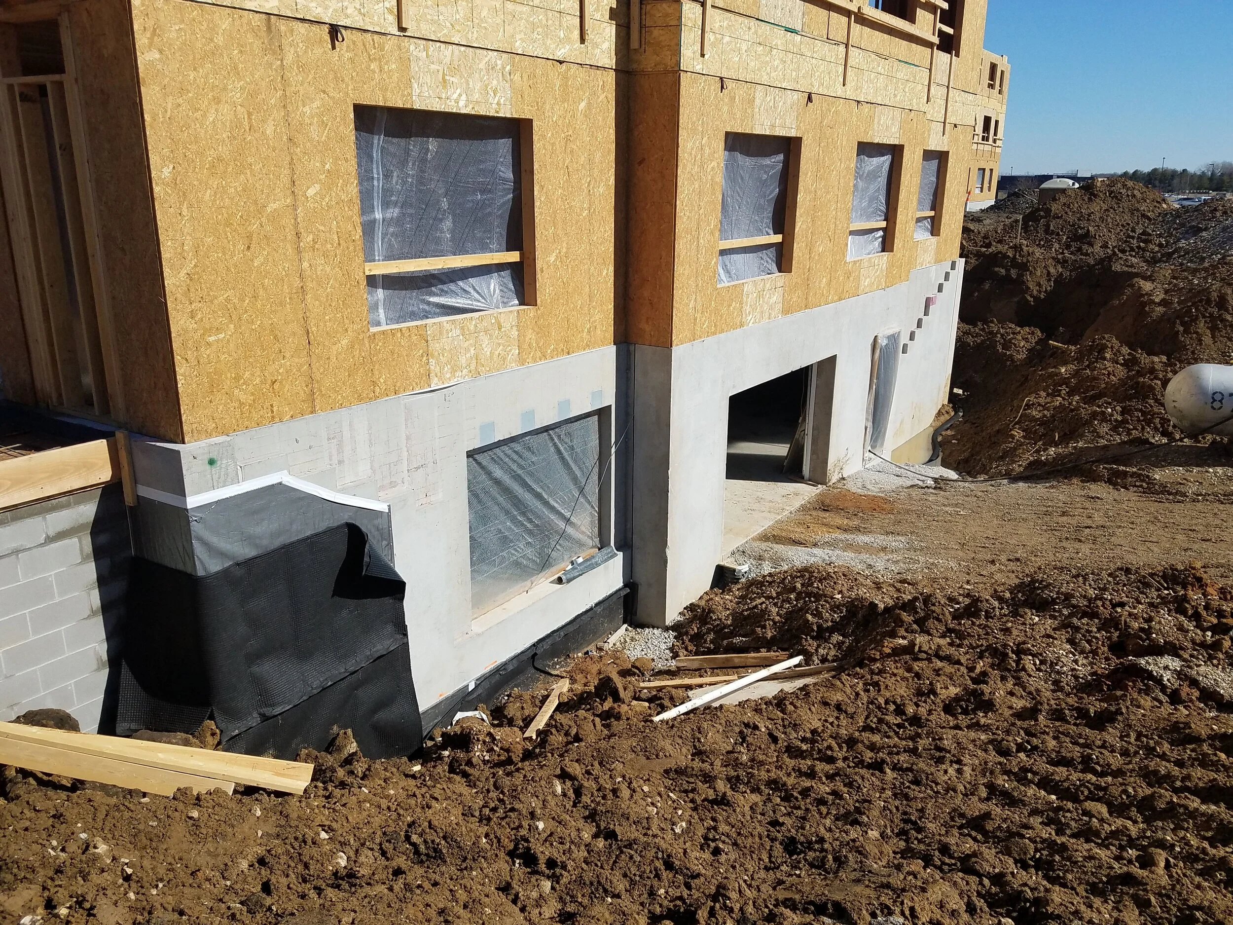 Precast Foundation Walls — Mid-States Concrete Industries