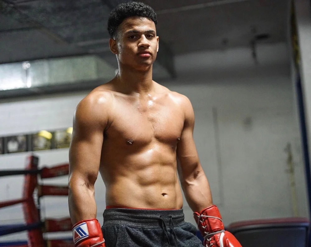 ROLANDO ROMERO — Crown Boxing