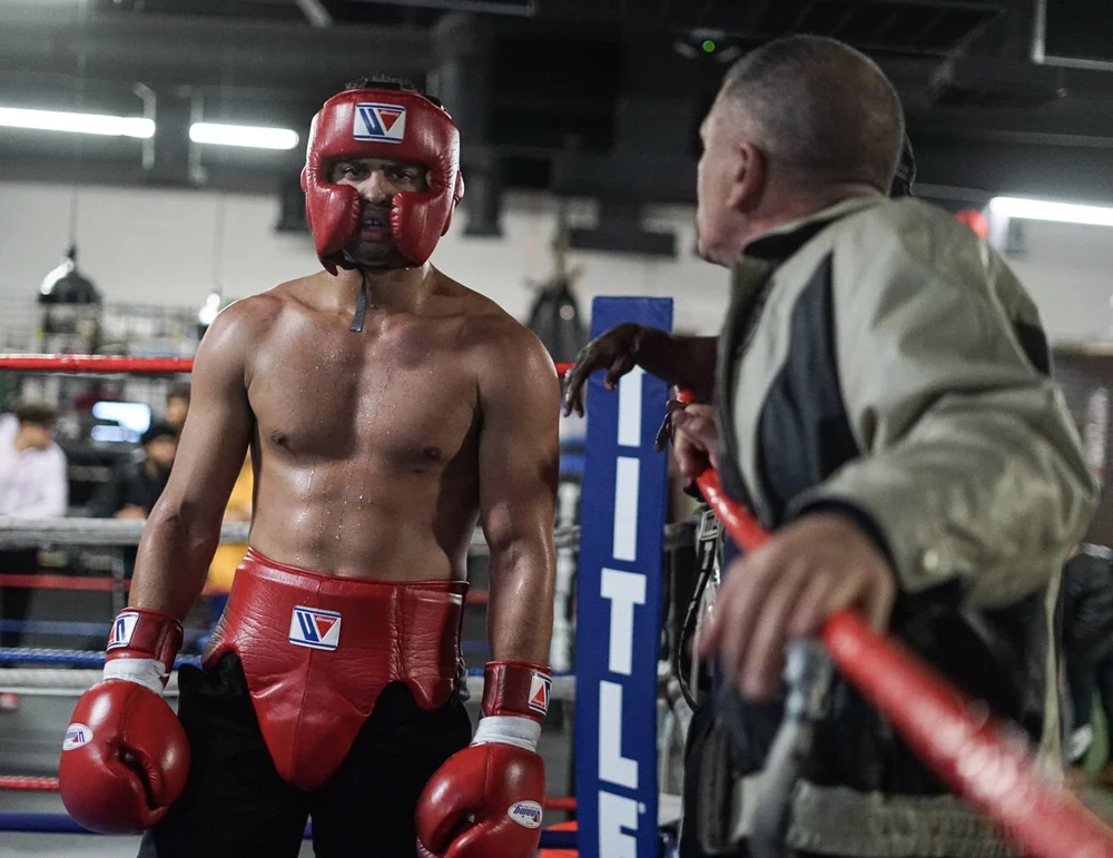 ROLANDO ROMERO — Crown Boxing