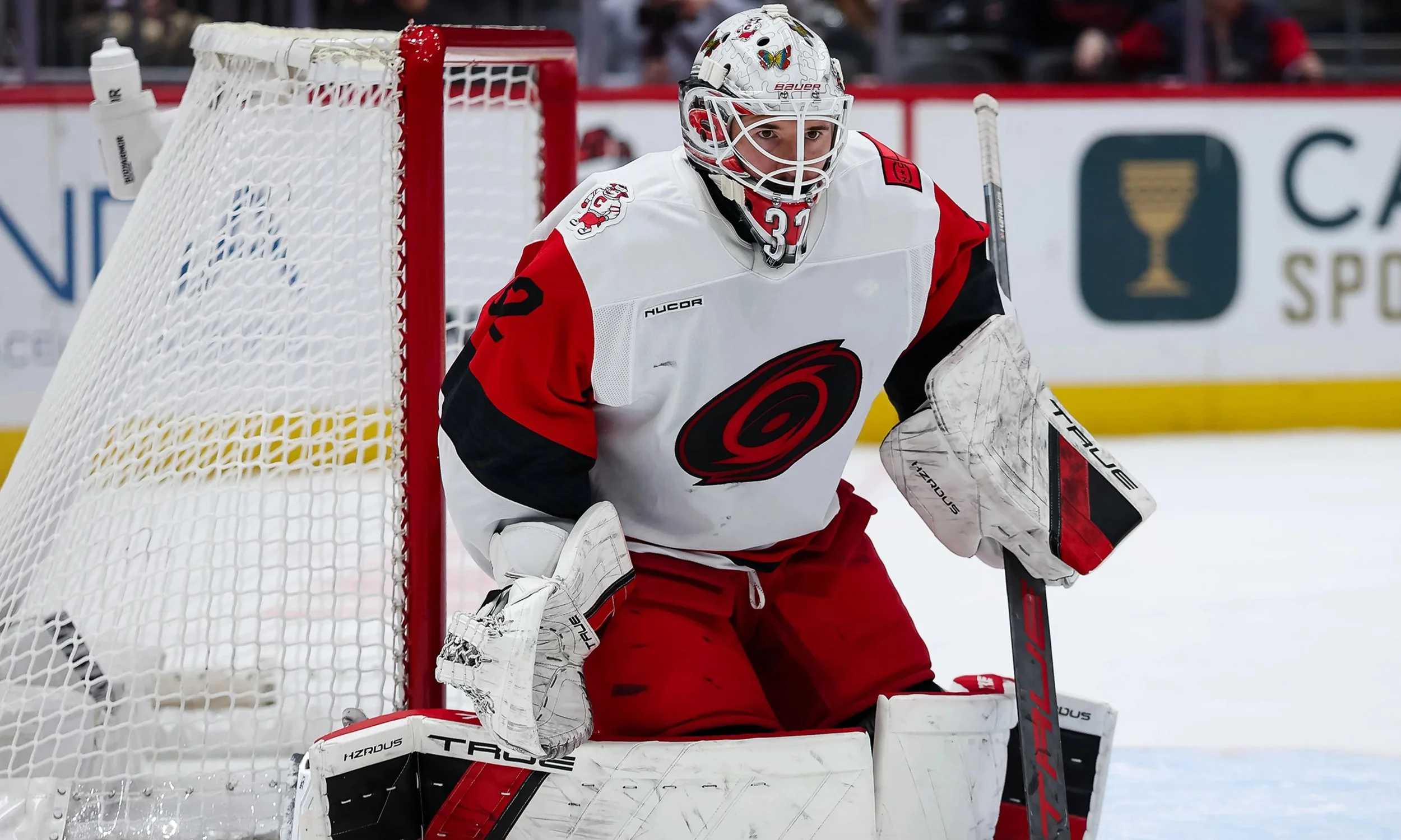 Hurricanes, Bussi working on contract extension — The Fourth Period