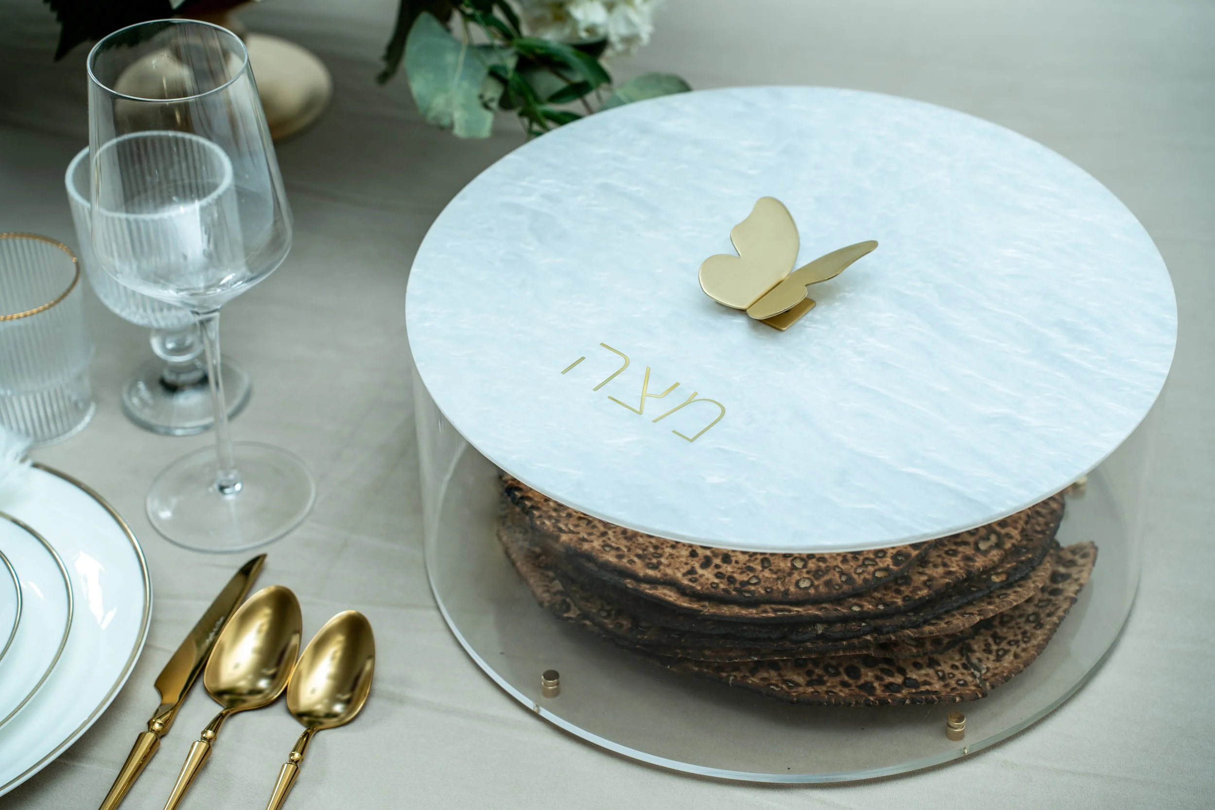 HOLIDAYS — Myrtle & Rum