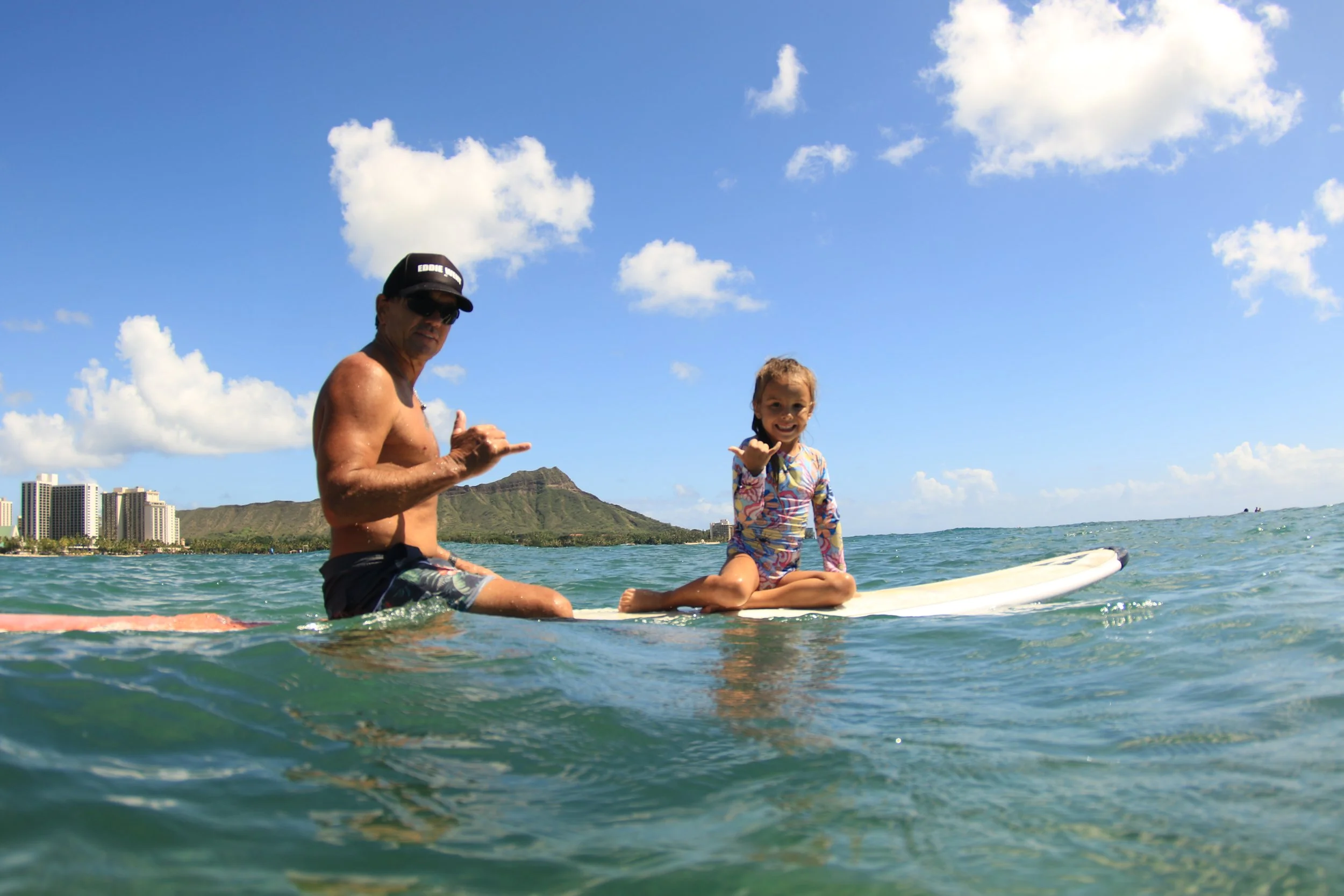 Big Wave Dave Surf & Coffee - Oahu Surf School