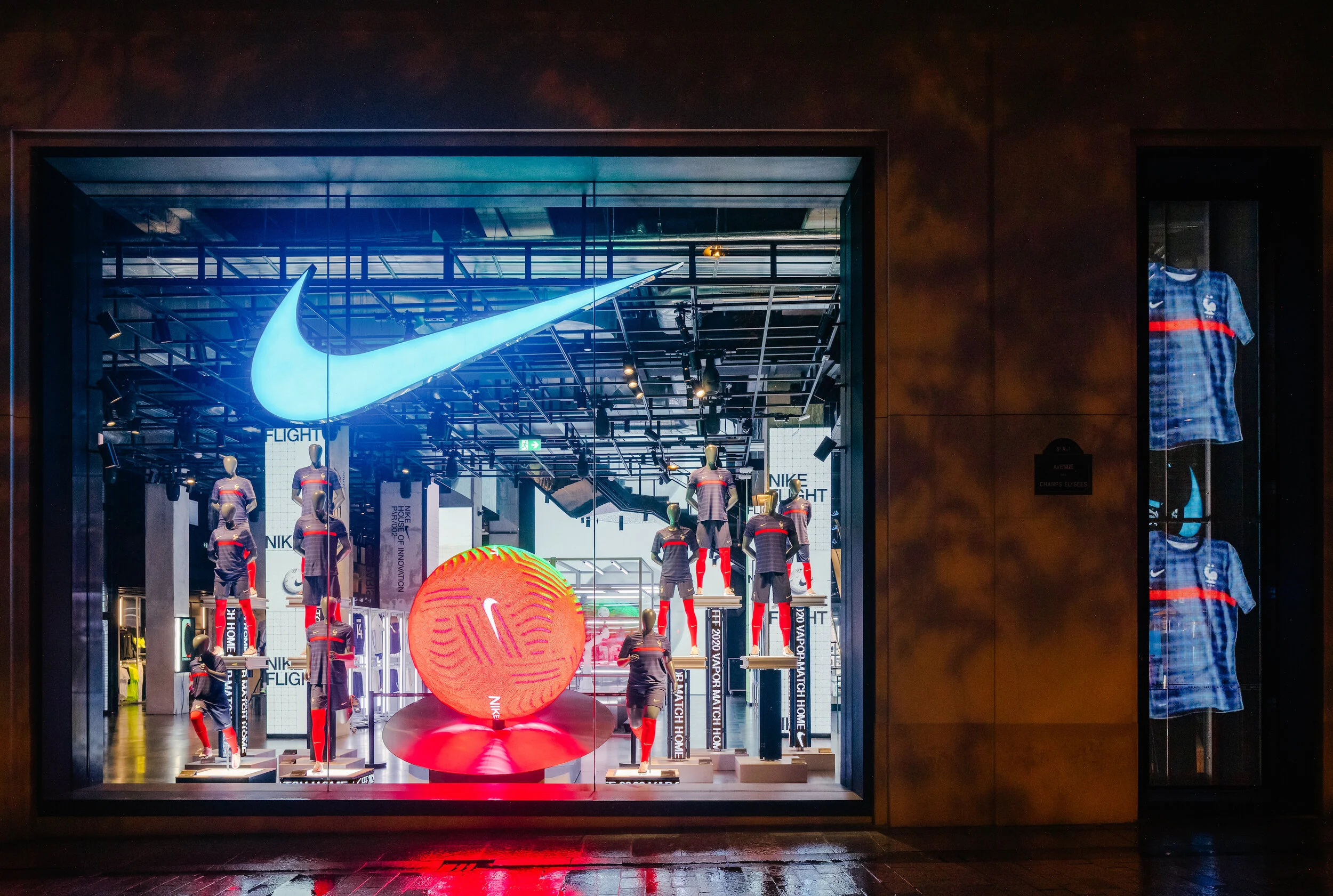 Nike Store Front