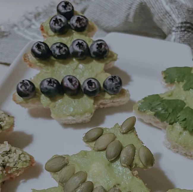 Recipe: Christmas Tree Toast by Jennah Jensen — Your Zen Mama
