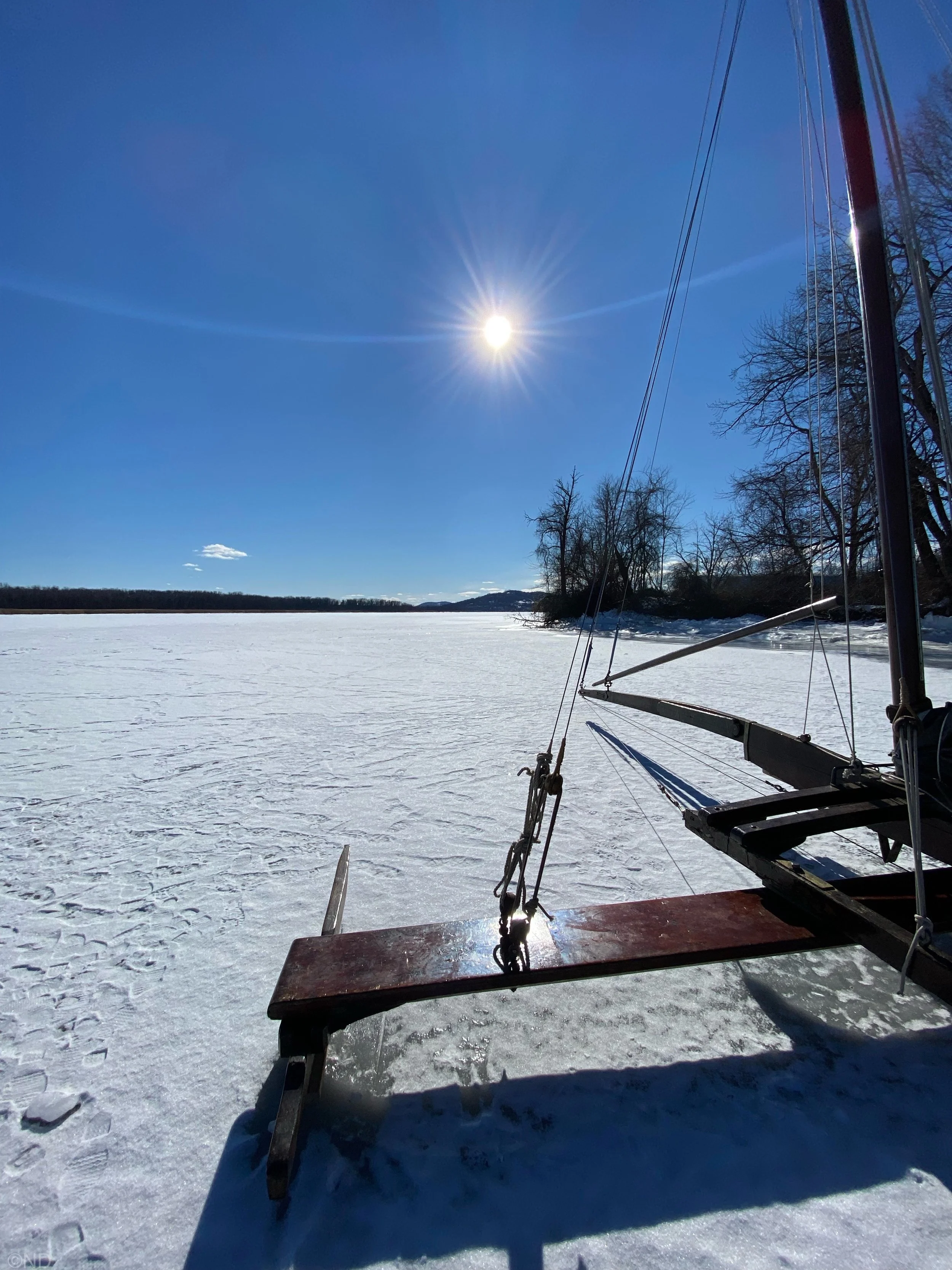 PHOTOS + VIDEO: Ice boats sailing on the Hudson River — HVNY