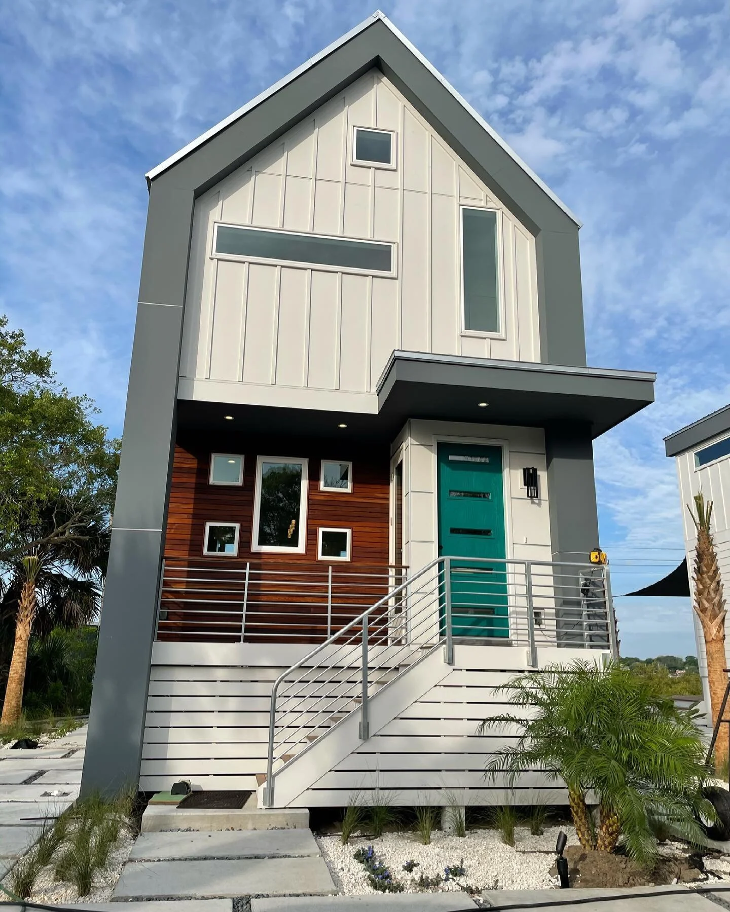 COASTAL CRAFTSMEN CO