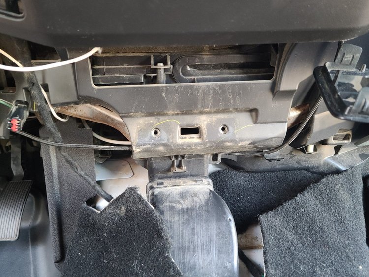 11-16 Ford F250 / F350 Super Duty - Definitive Flow-Through Center ...