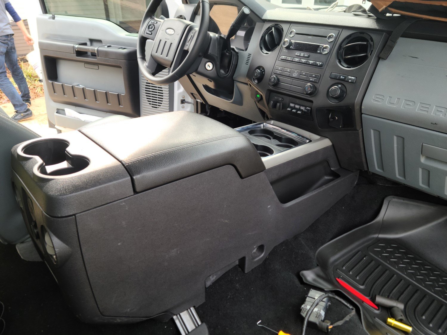 11-16 Ford F250 / F350 Super Duty - Definitive Flow-Through Center ...
