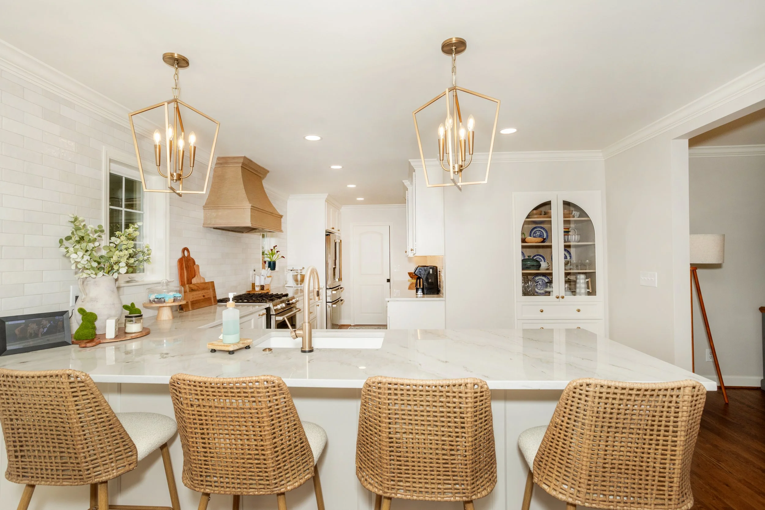 Design-Build Advantages and Disadvantages: Is It the Right Choice for ...
