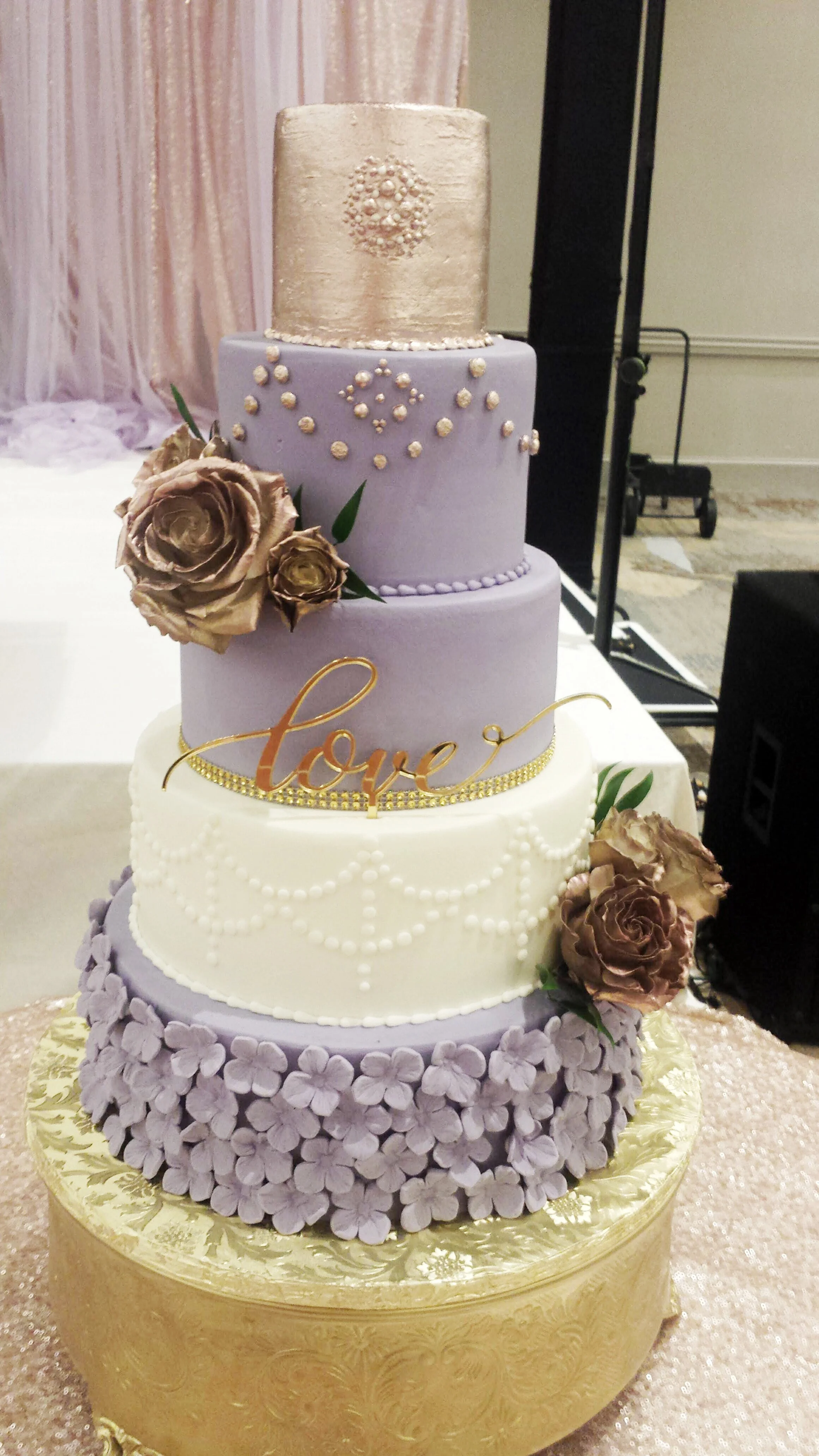 Wedding Cakes — Queen of Cakes