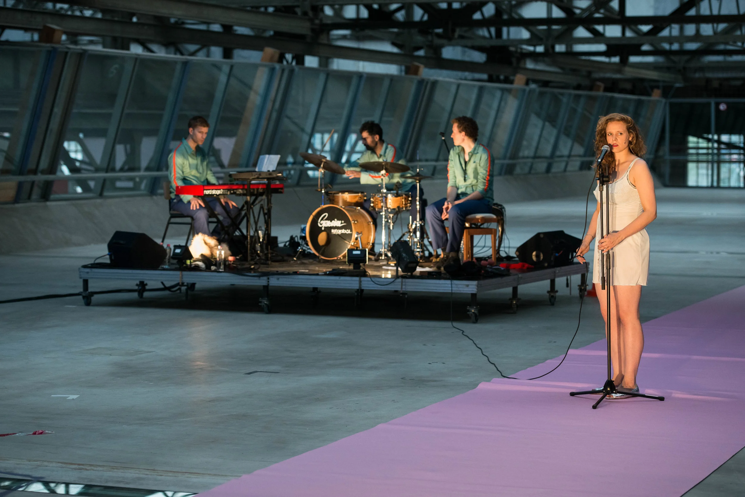 PORTFOLIO — TIMVANTHOF