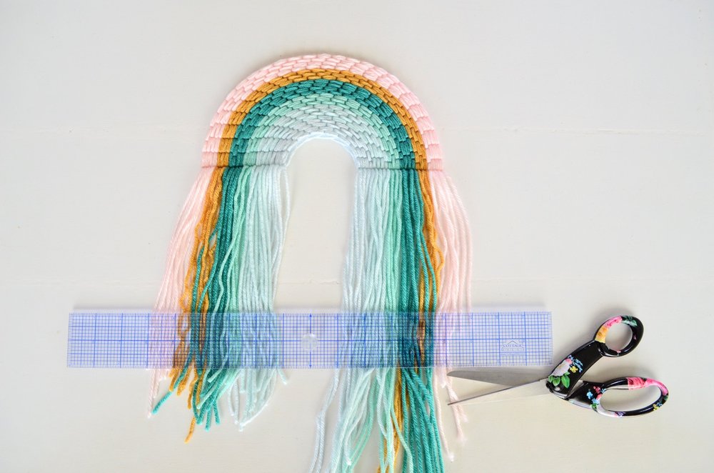 DIY: Plastic Canvas Rainbows — Apricot Polkadot