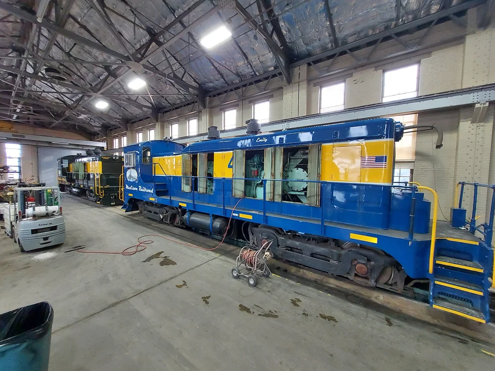 Railcar Flaring, Cleaning, and Repair — Madison Railroad