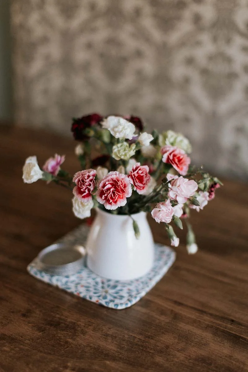 Mom and Dad had matching newborn photos, and now so does Everley ...