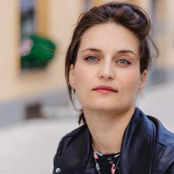 Von der Wurzel bis zur Krönung. — tanzland