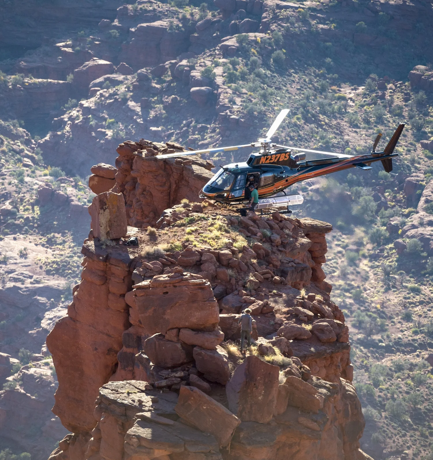 MBR Helicopters