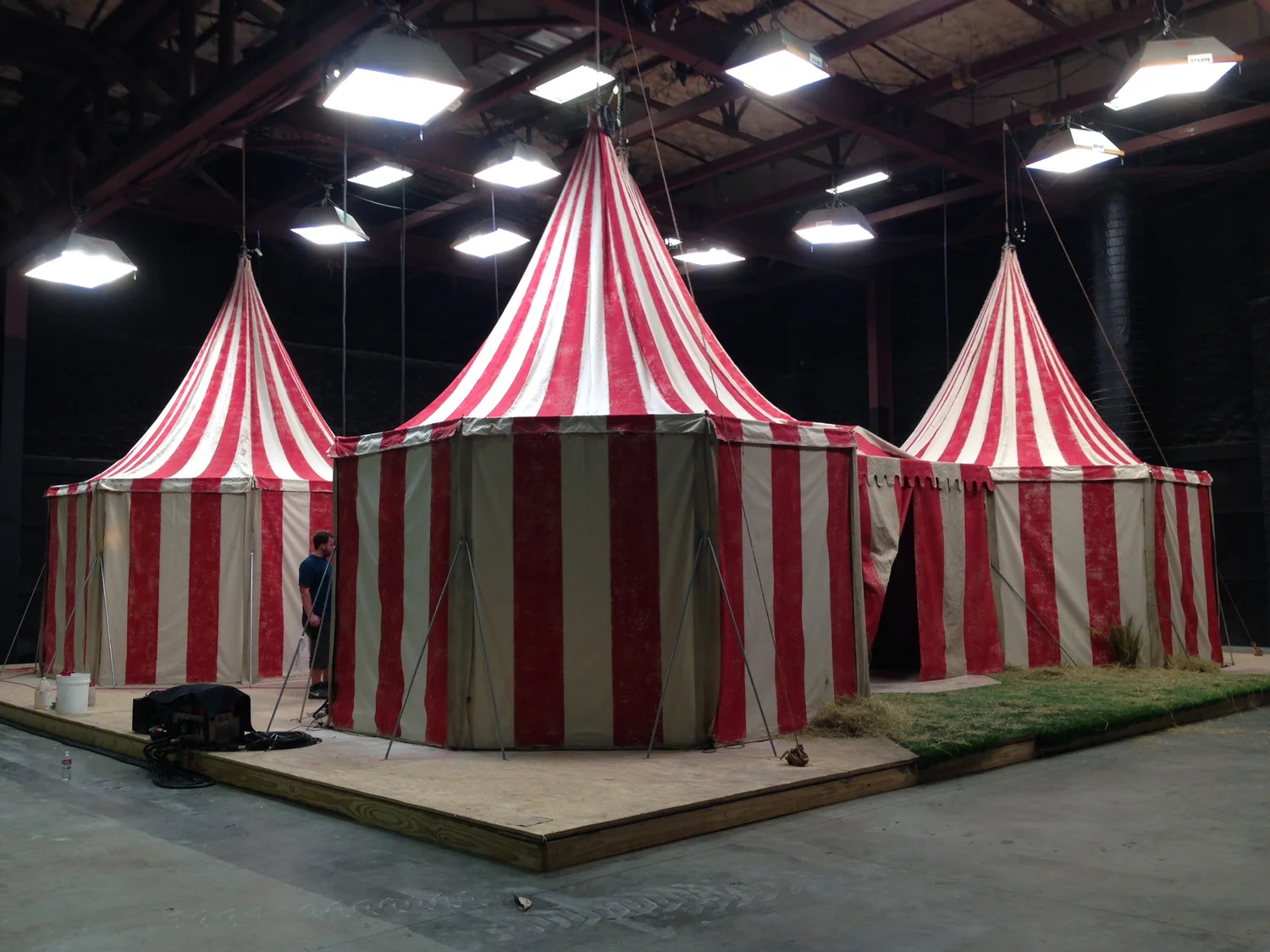 American Horror Story Freakshow Tent