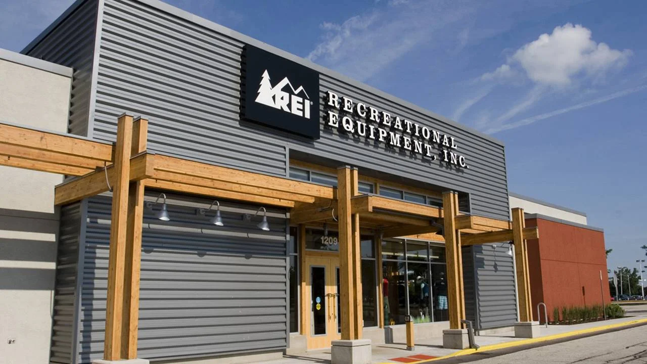 Recreational Equipment Inc Logo