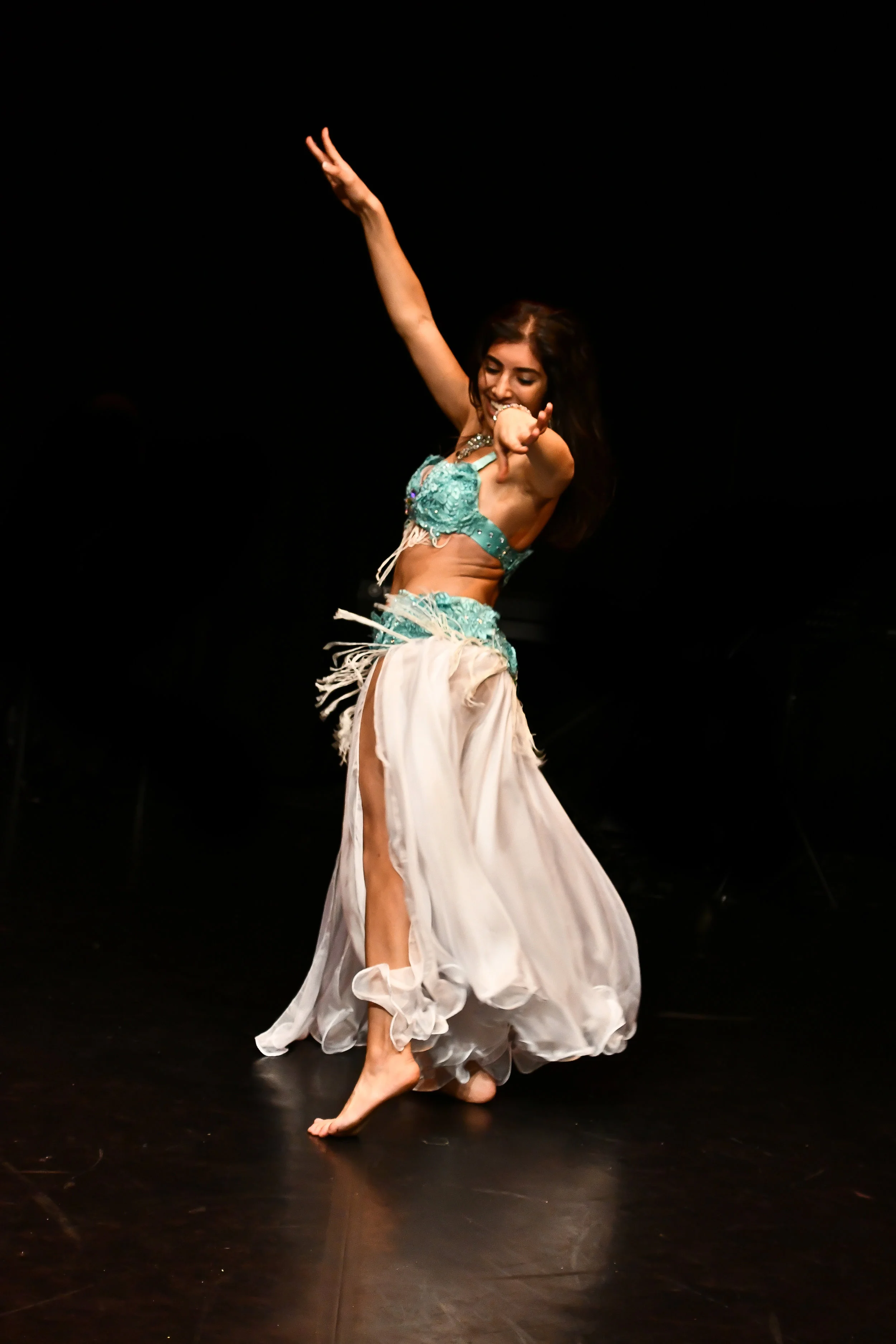 Hire Stunning Belly dancer in London | Weddings & Events — Leilah Isaac