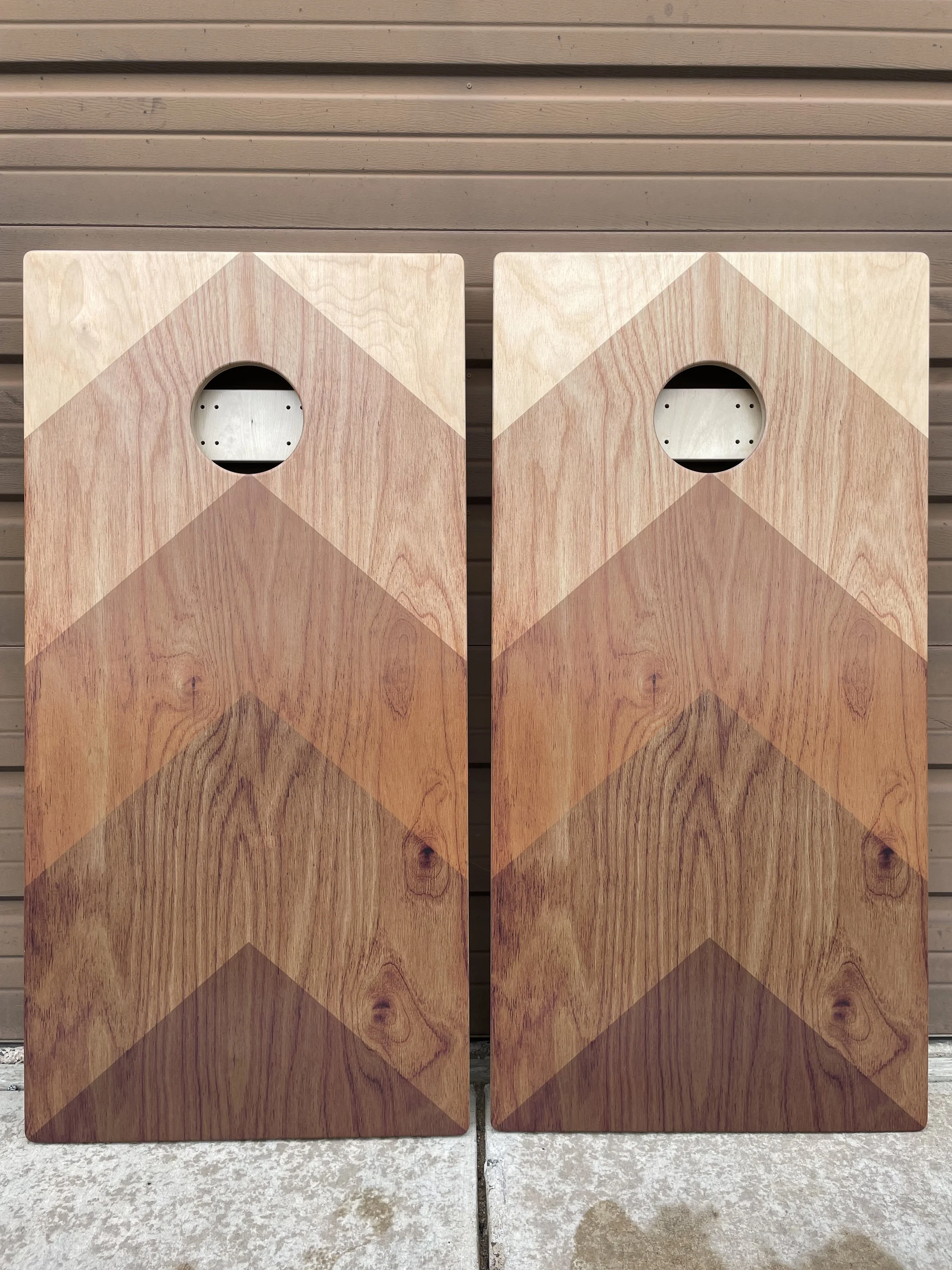 Premium custom cornhole boards