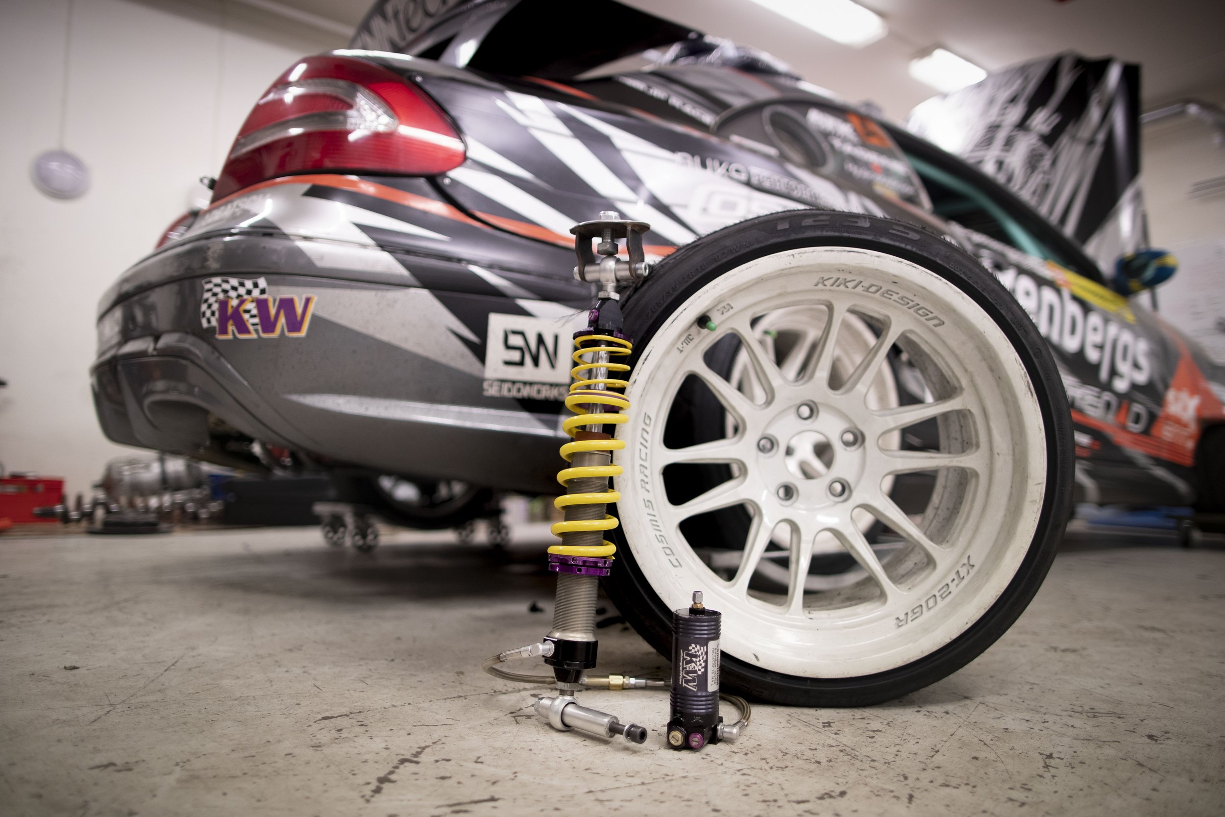 The first W209 Driftcar in the world! / Team Lovetap