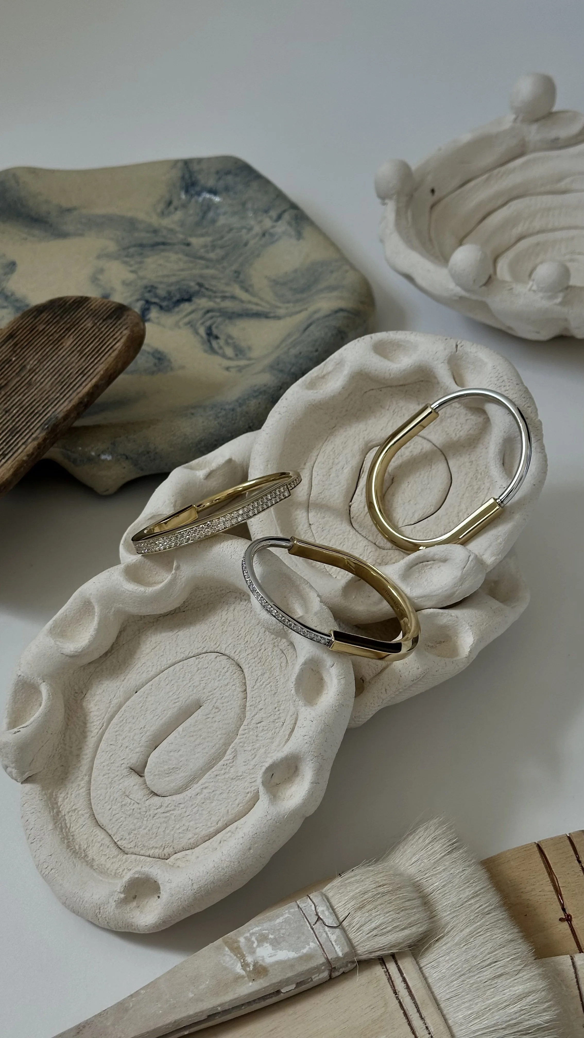 CLAY GALLERY — SEALA LOKOLLO